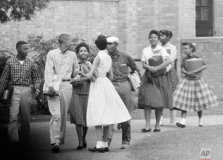 Sixty years ago, the Little Rock Nine became a symbol of heroism — AP ...