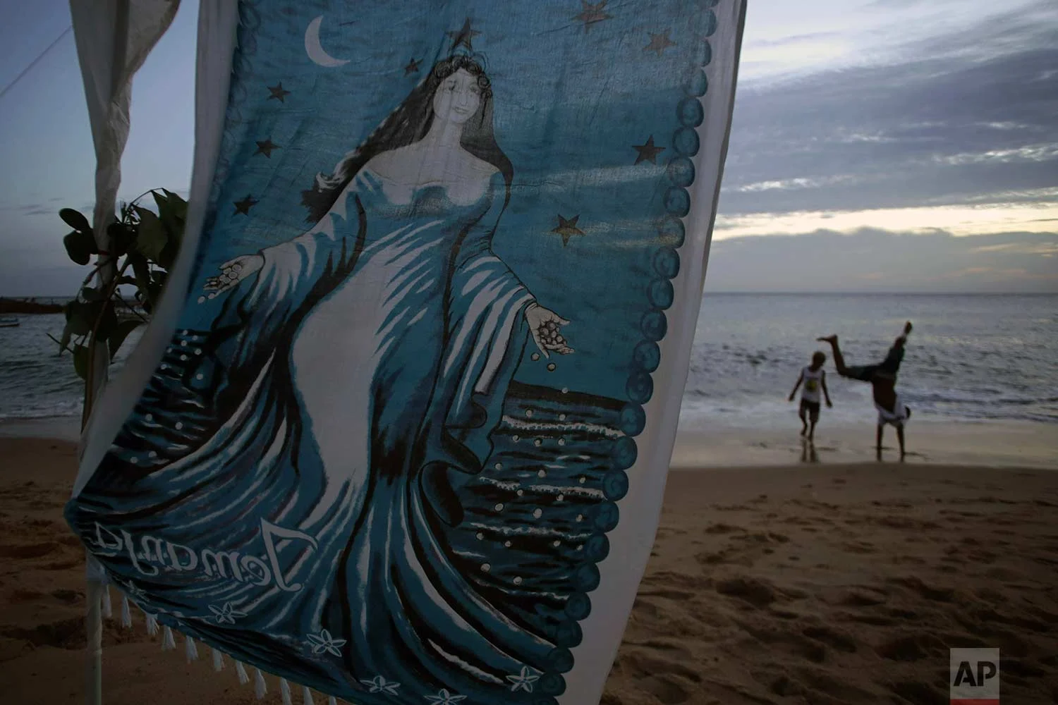 Brazilians honor sea goddess Yemanja — AP Images Spotlight
