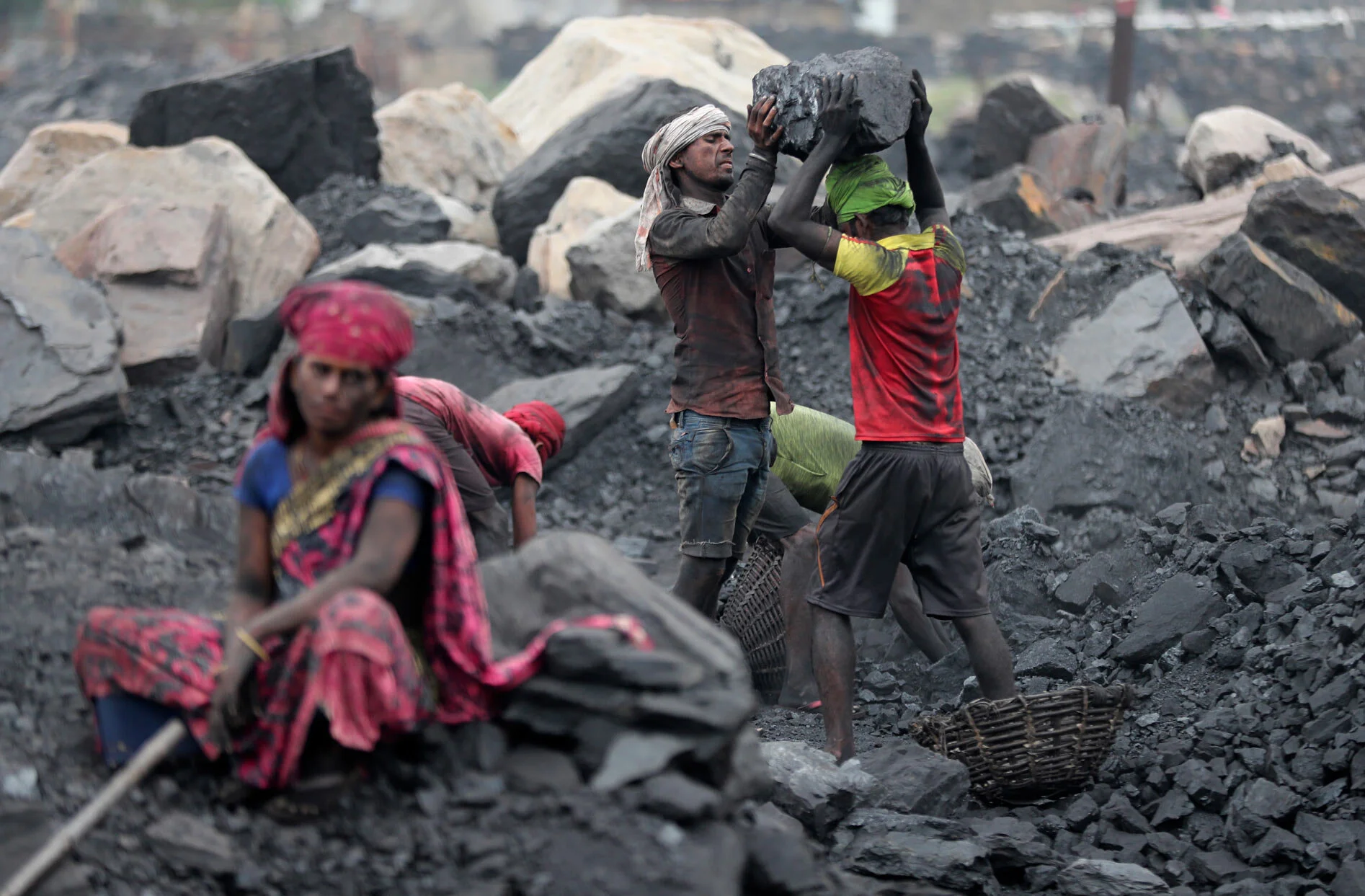 Indian coal mines still burning after a century — AP Images Spotlight