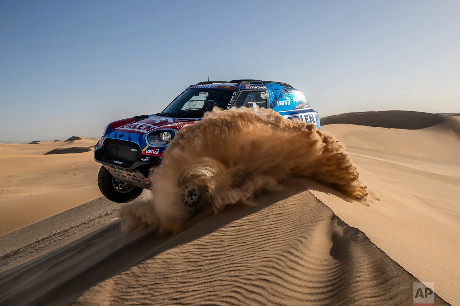 Navigating the desert in the Dakar Rally — AP Images Spotlight