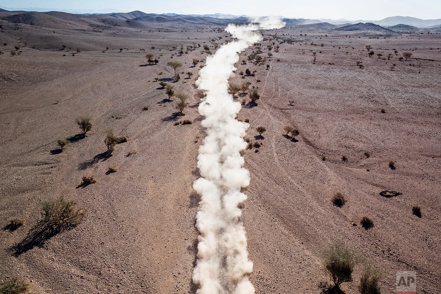 Navigating the desert in the Dakar Rally — AP Images Spotlight