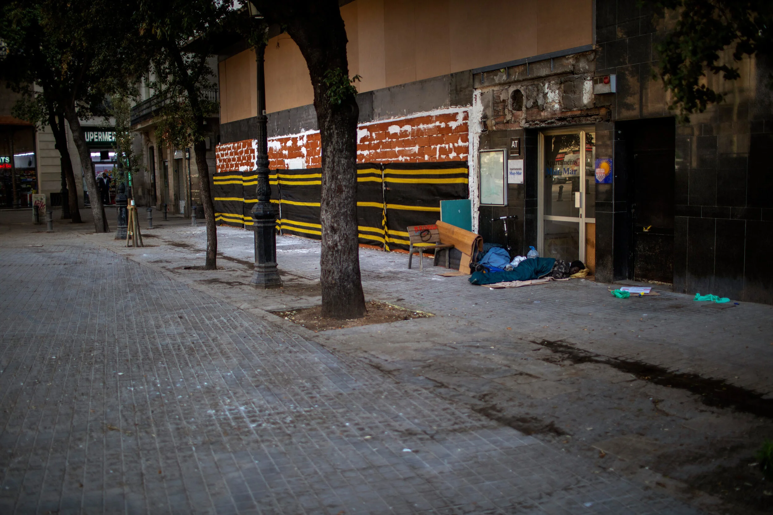 Barcelona homeless in the time of Corona — AP Images Spotlight