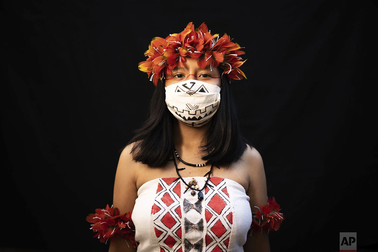Manaus indigenous struggle for care amid pandemic — AP Photos