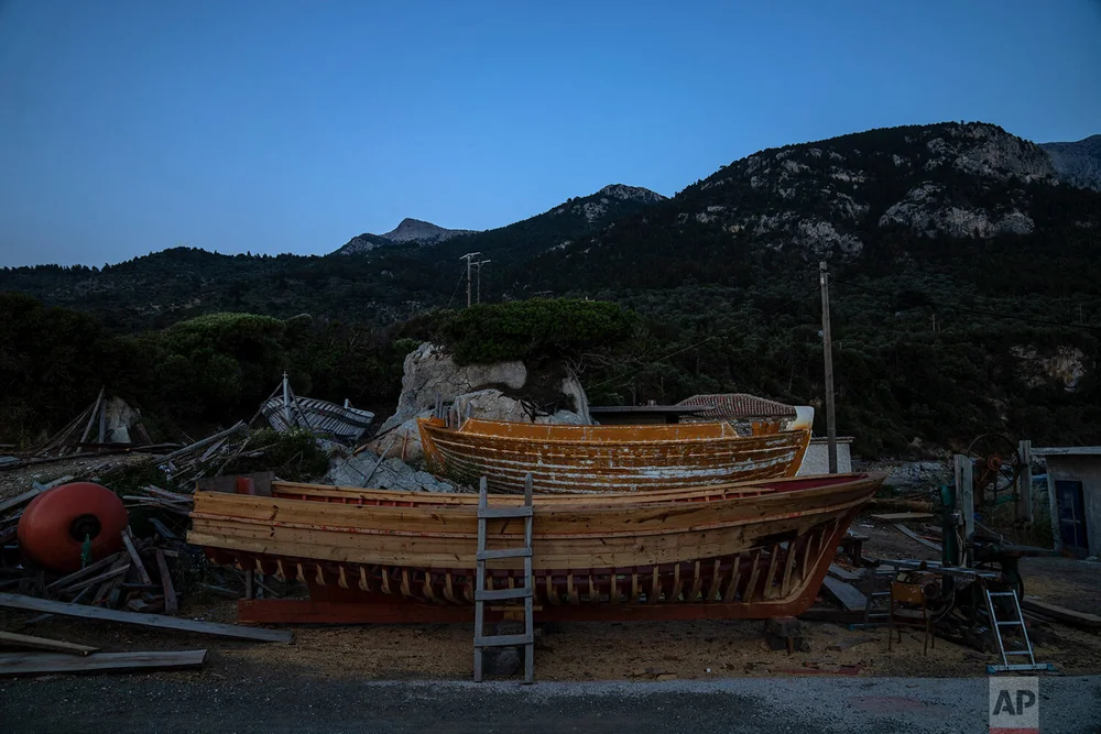 Greek traditional wooden boat builders a dwindling craft — AP Photos