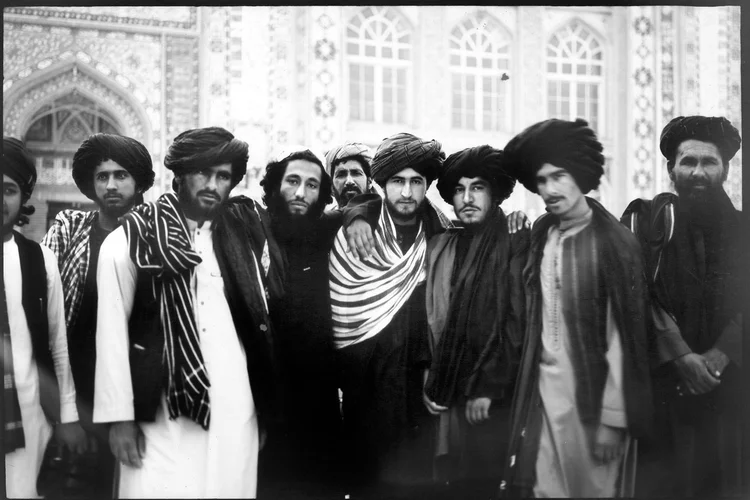 From an old-style Afghan camera, a new view of life under the Taliban ...