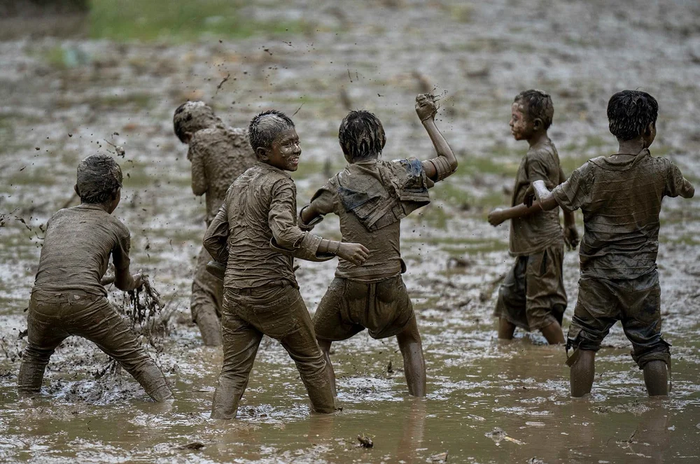 Farmers in Nepal celebrate rice planting day with special feasts and ...
