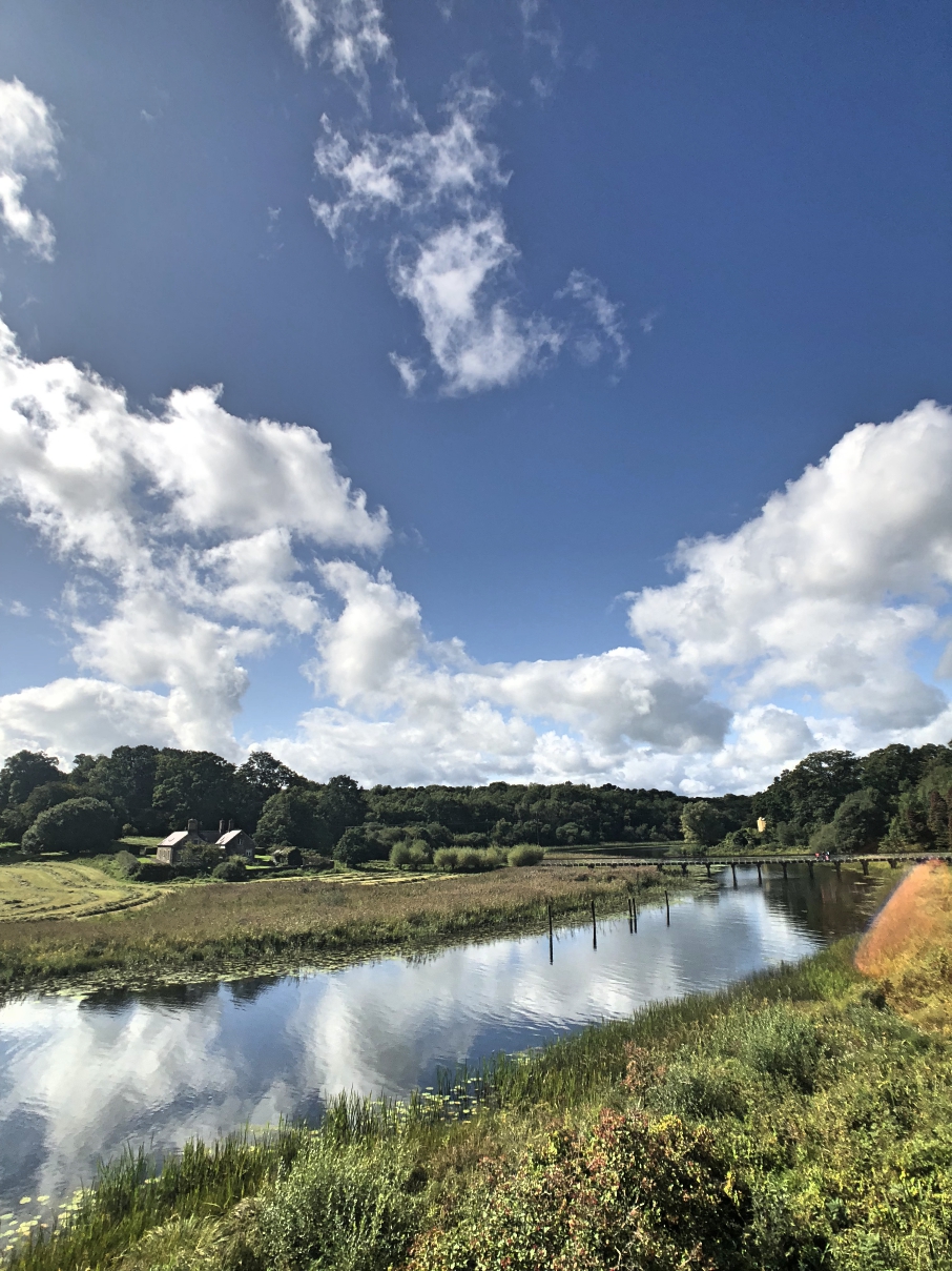 CROM CASTLE — NI EXPLORER