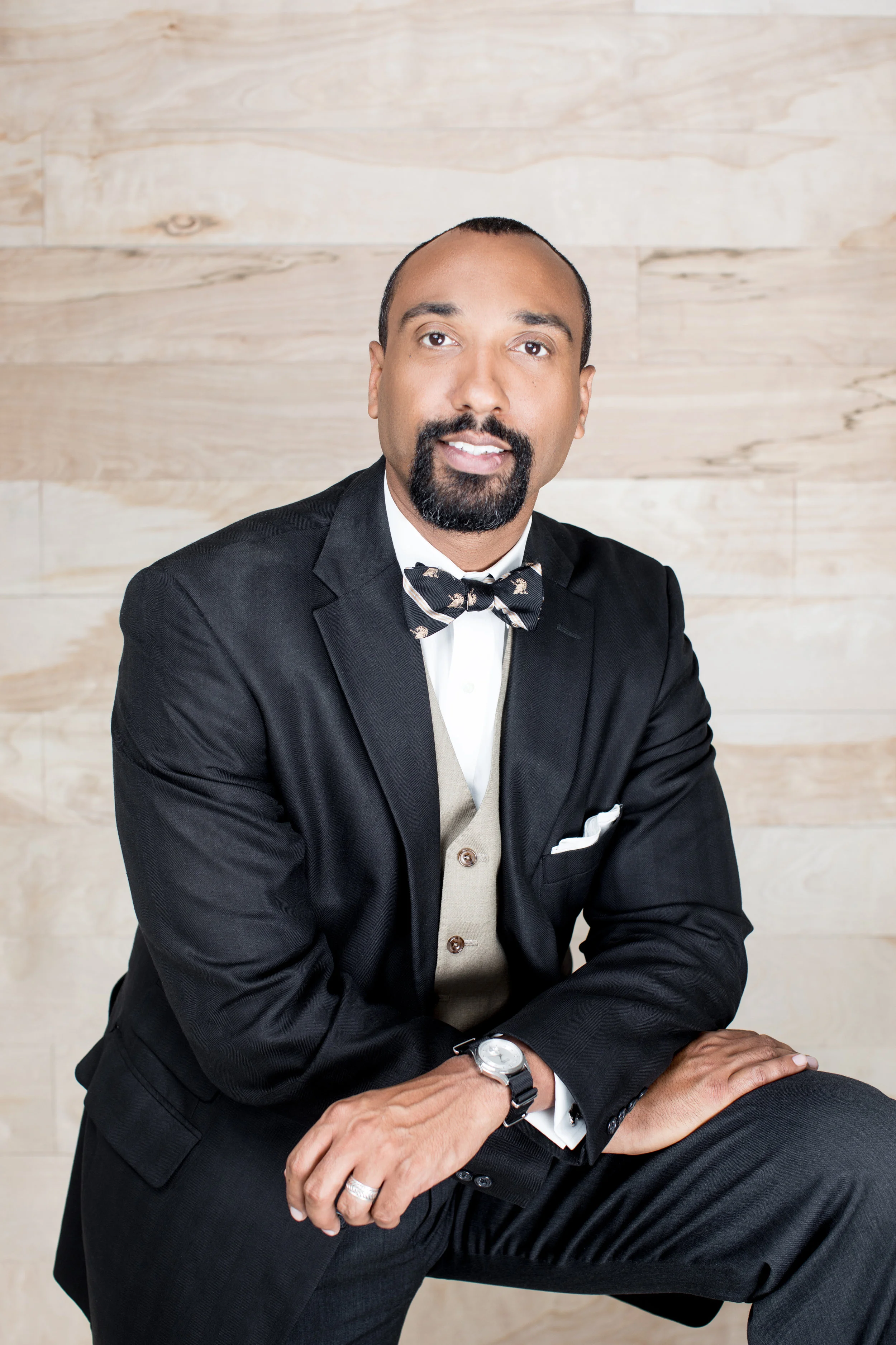 Headshots — Ross Oscar Knight