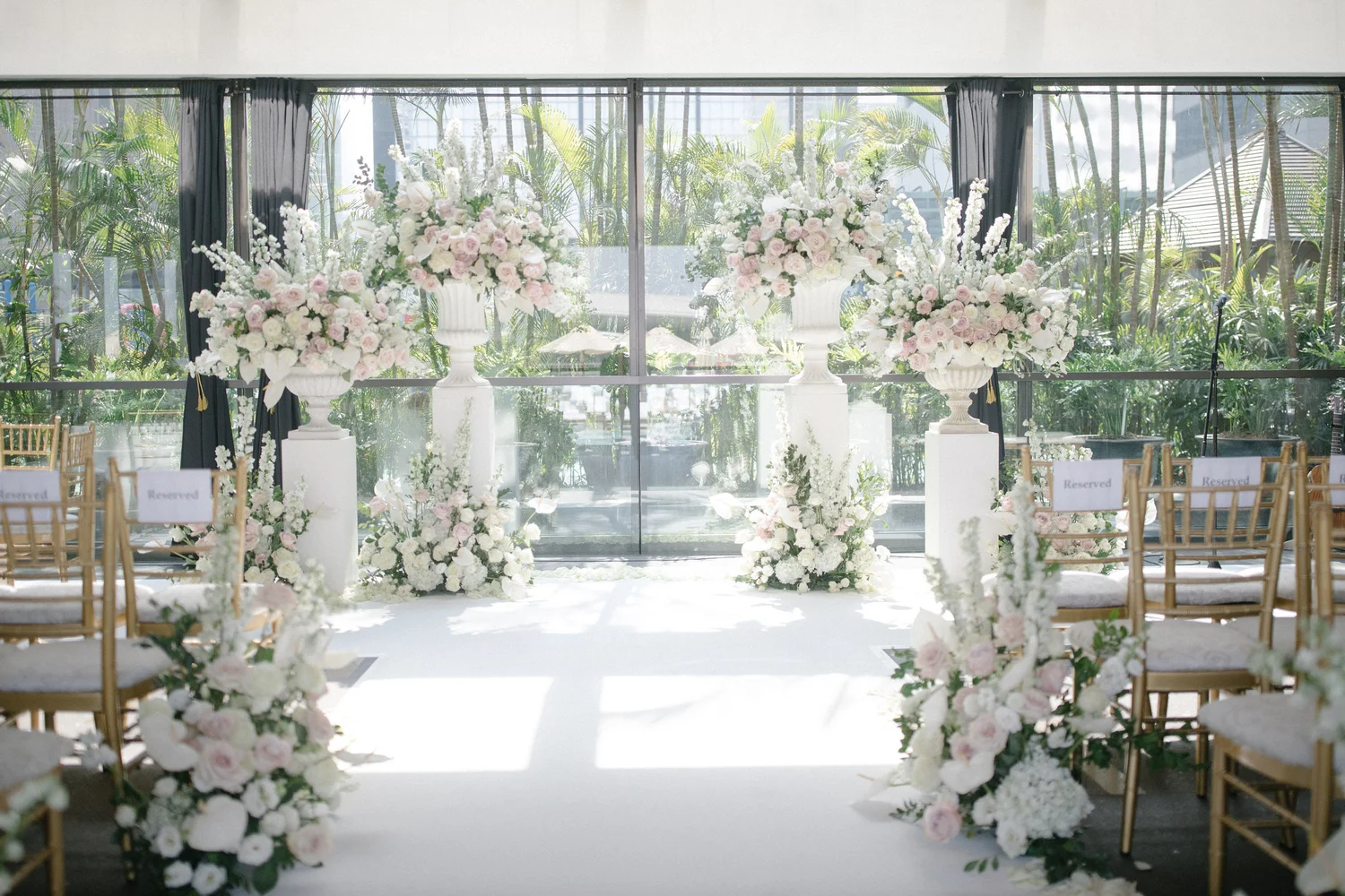 Pool House Wedding Wedding Venue Oxfordshire The Manor At Weston On