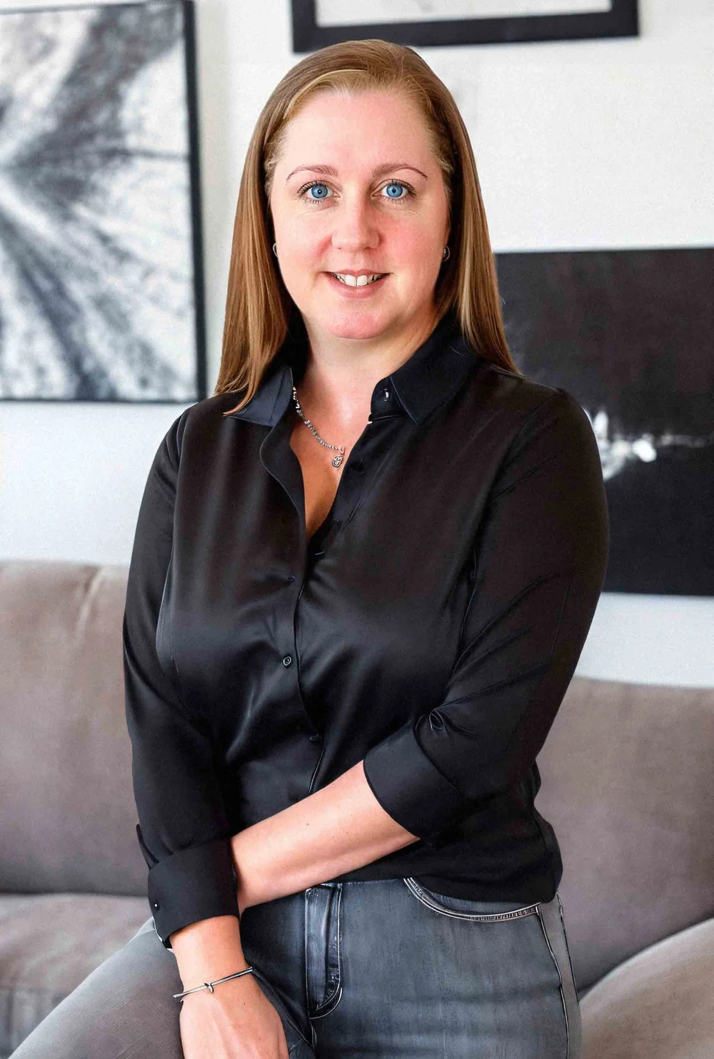 Branding & Graphic Design Consultant – Lisa Gillis