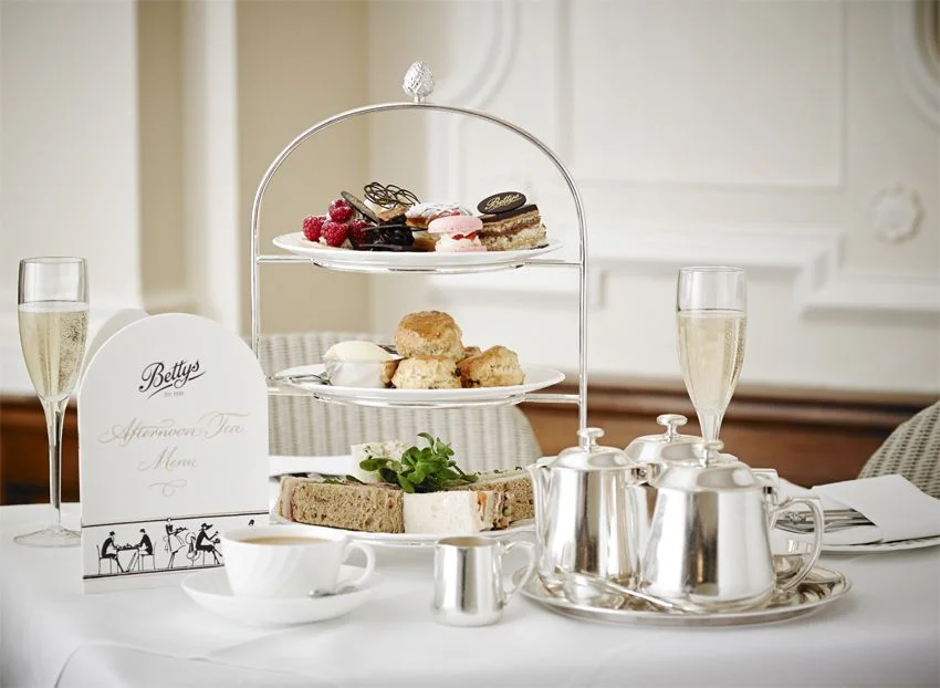 The Art of Kaffee und Kuchen — 40% German