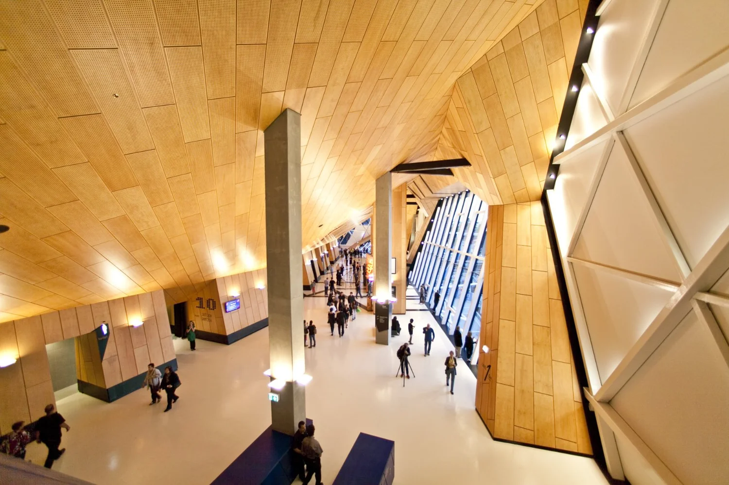 Signage and Wayfinding Design – Post Occupancy Evaluation | Vivid