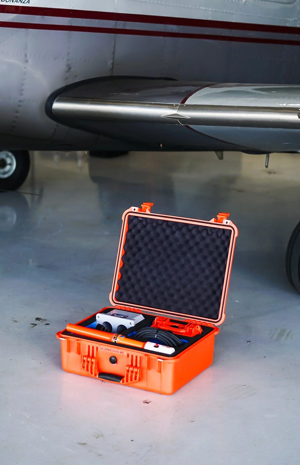 TTWS Portable Tow Team Warning System – Military 4-Wand Kit ...