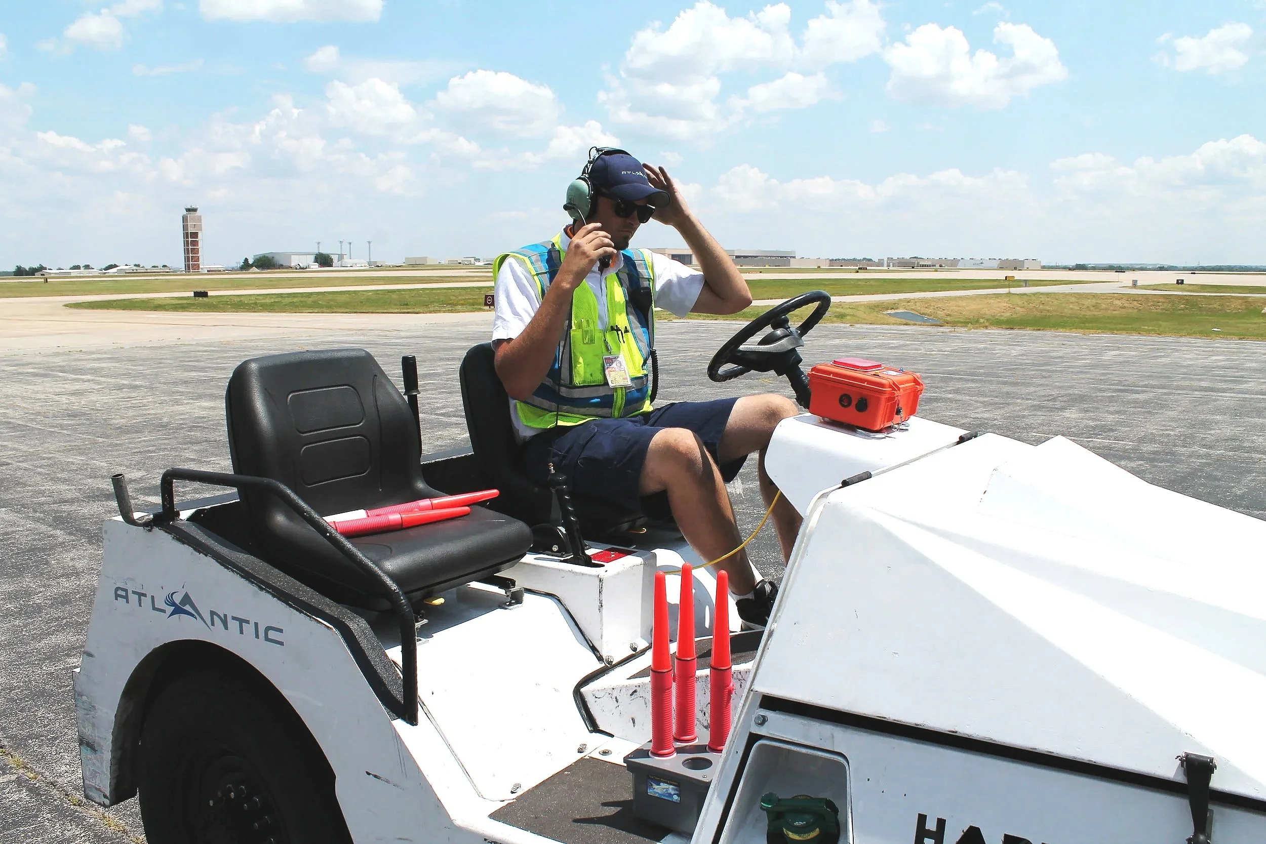 Tow Team Warning System (TTWS) — AirElectric Inc