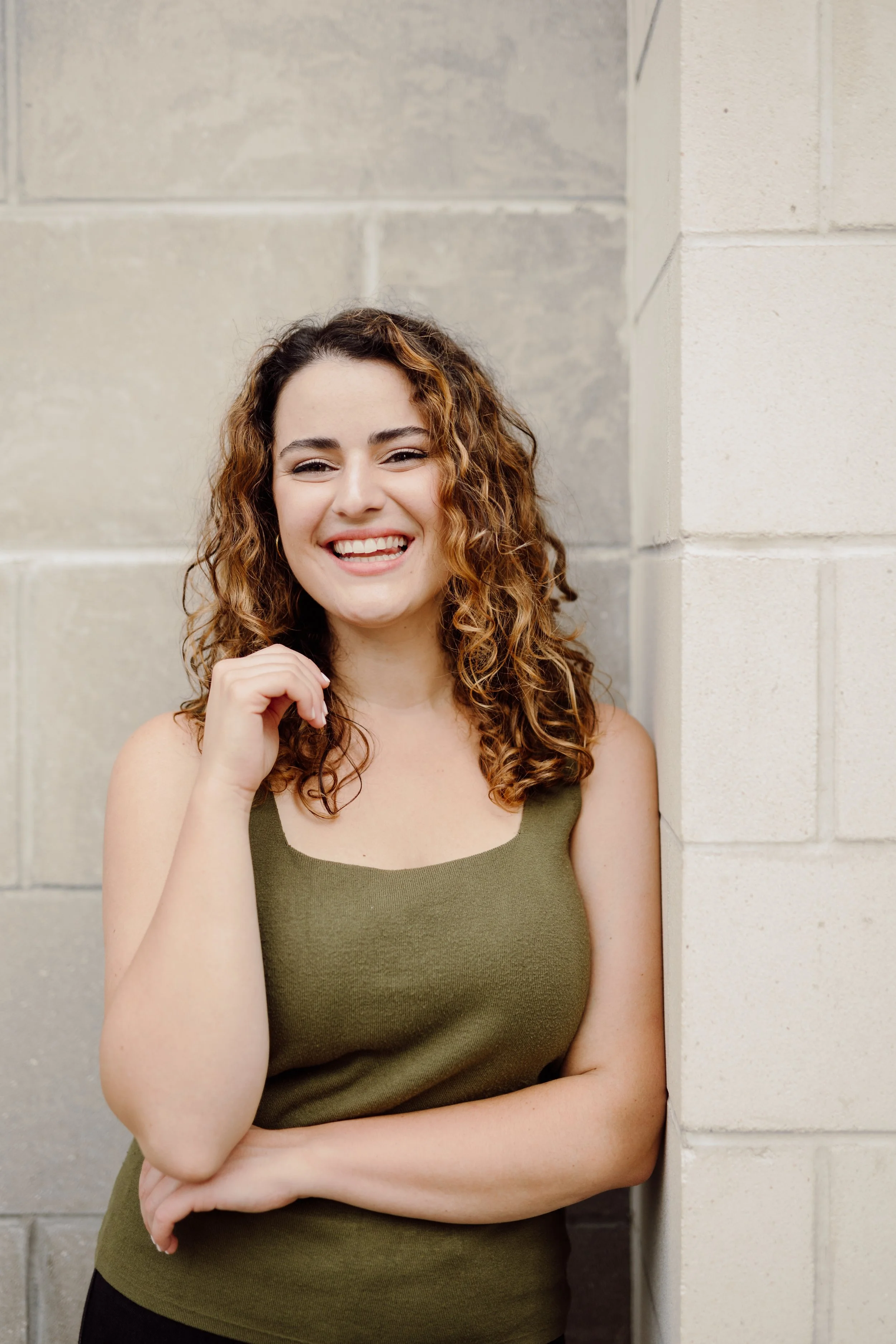 Rising Artists — S.E. Shires Co.
