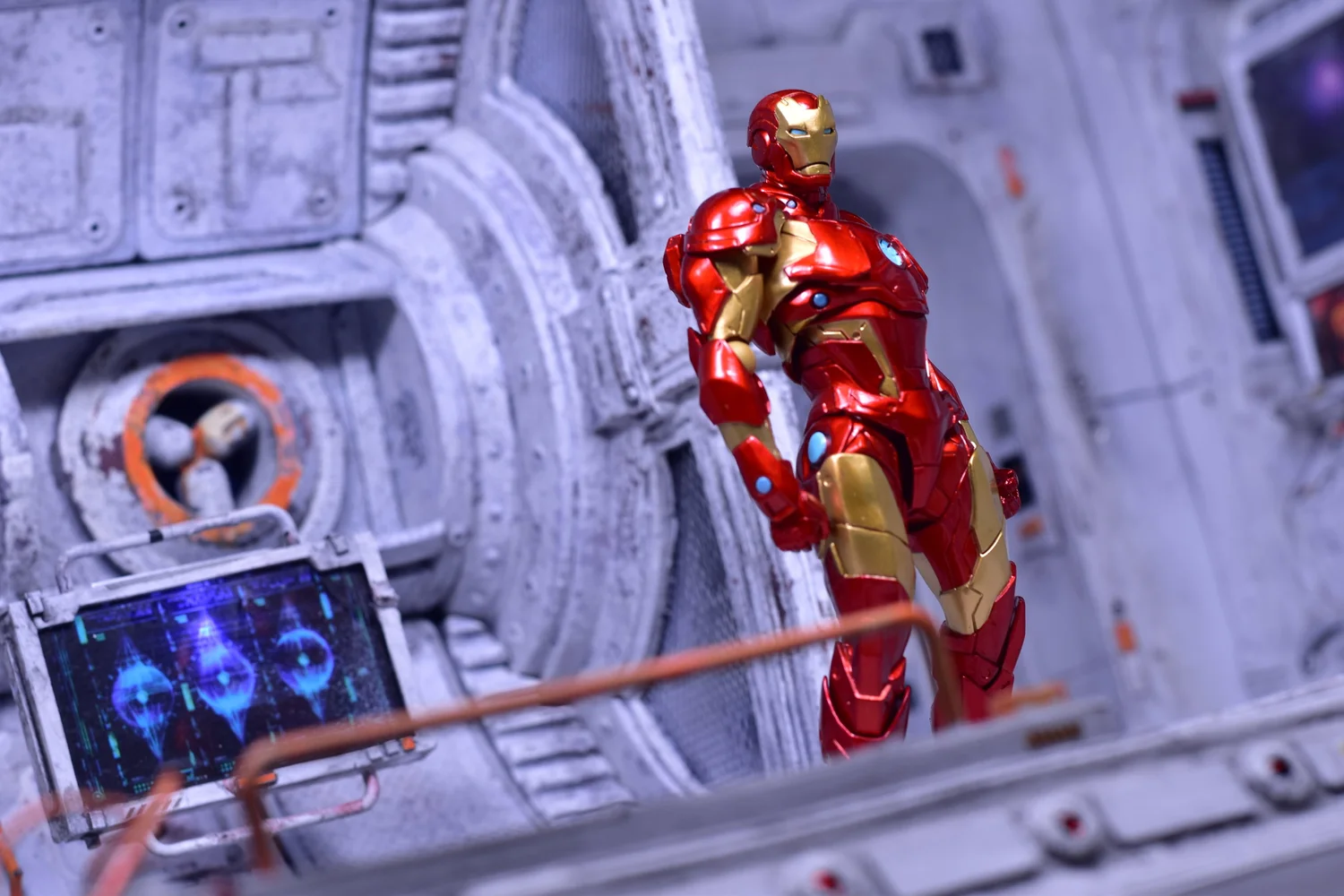 Bleeding Edge Armor Toy