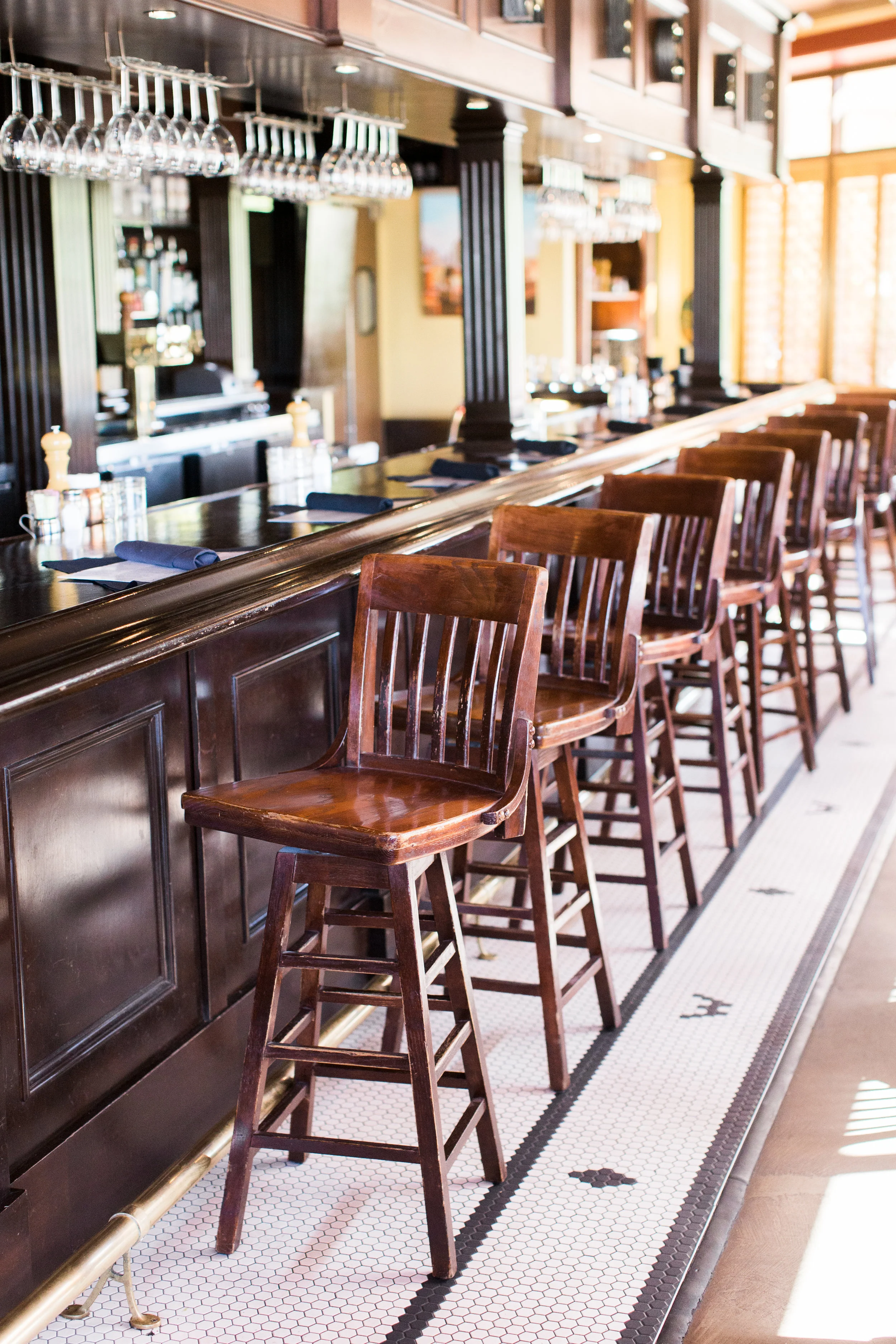 Wally's American Gastropub