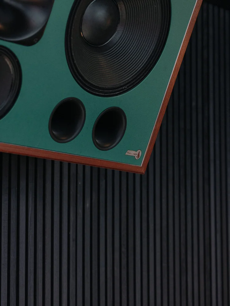 Fidelity Bar — Hatchett