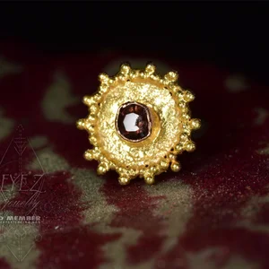 Clean. Safe. Professional Piercing Diamond Eyez