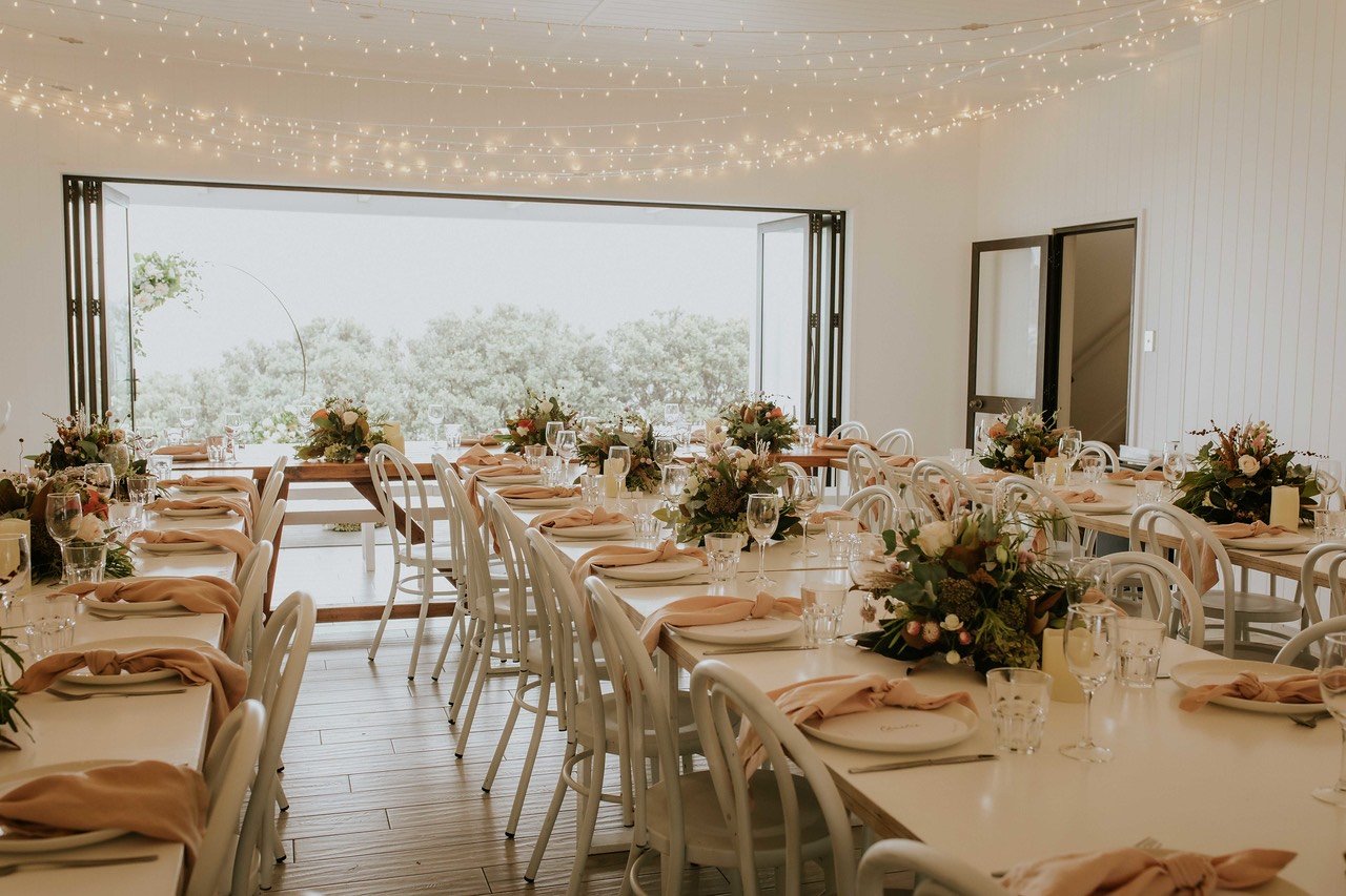 Orua House wedding flowers — Wildflowers Coromandel