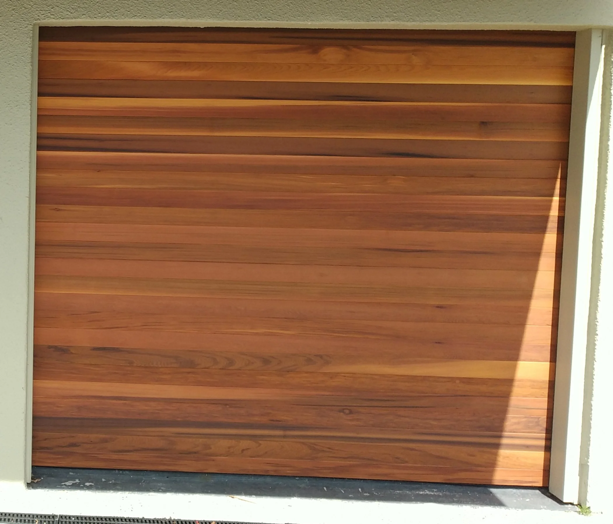 Metro Garage Doors | Cedar Doors