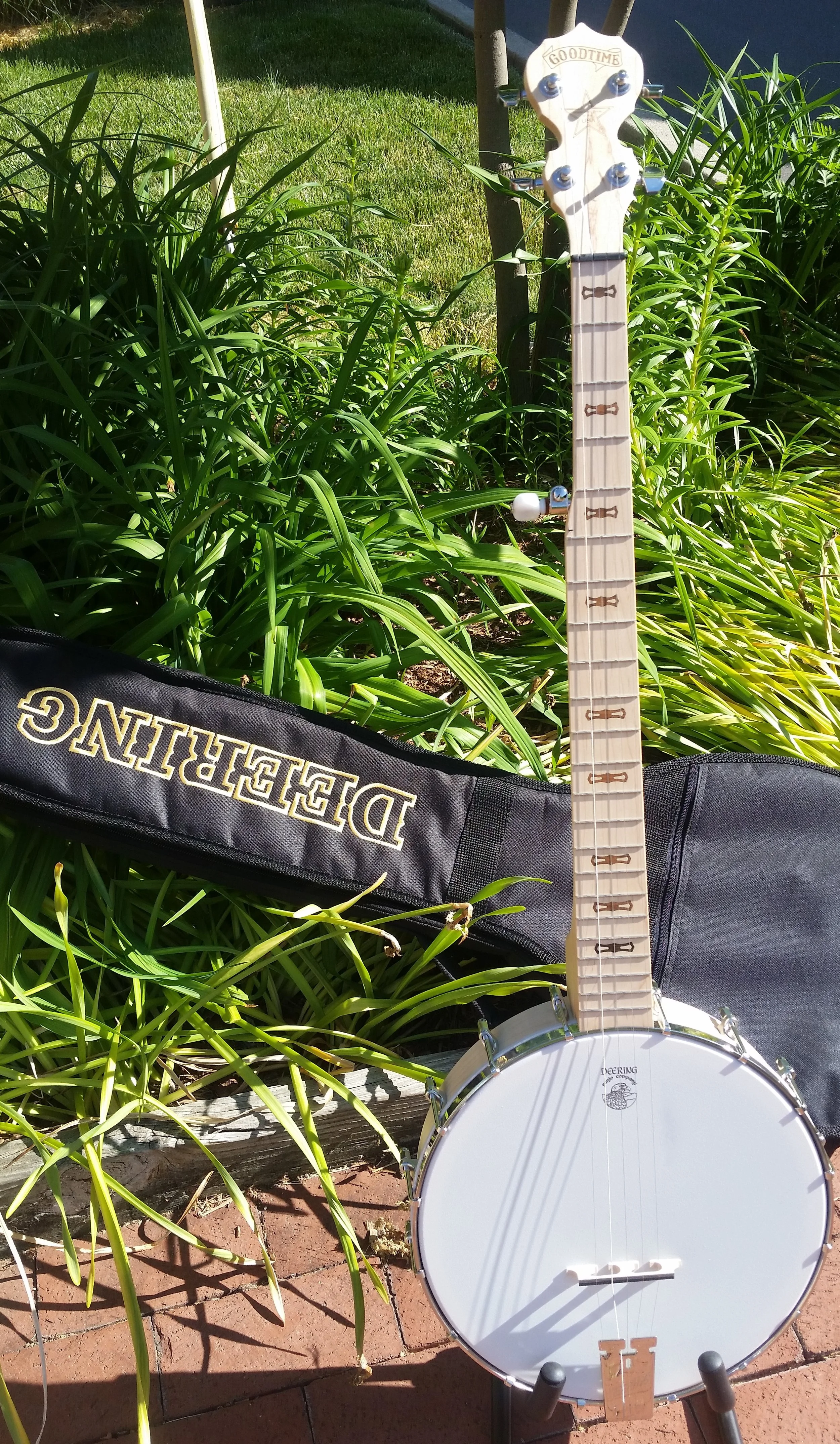Deering Goodtime Banjos — A unique music store in Brown County, Indiana!