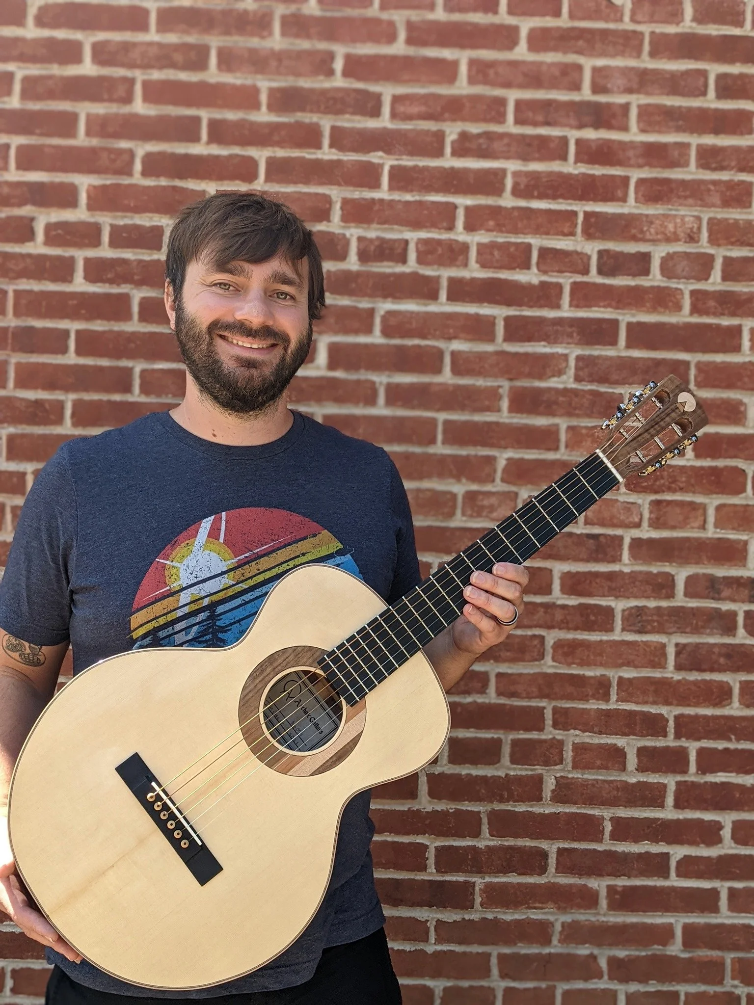 Luthiers — A unique music store in Brown County, Indiana!