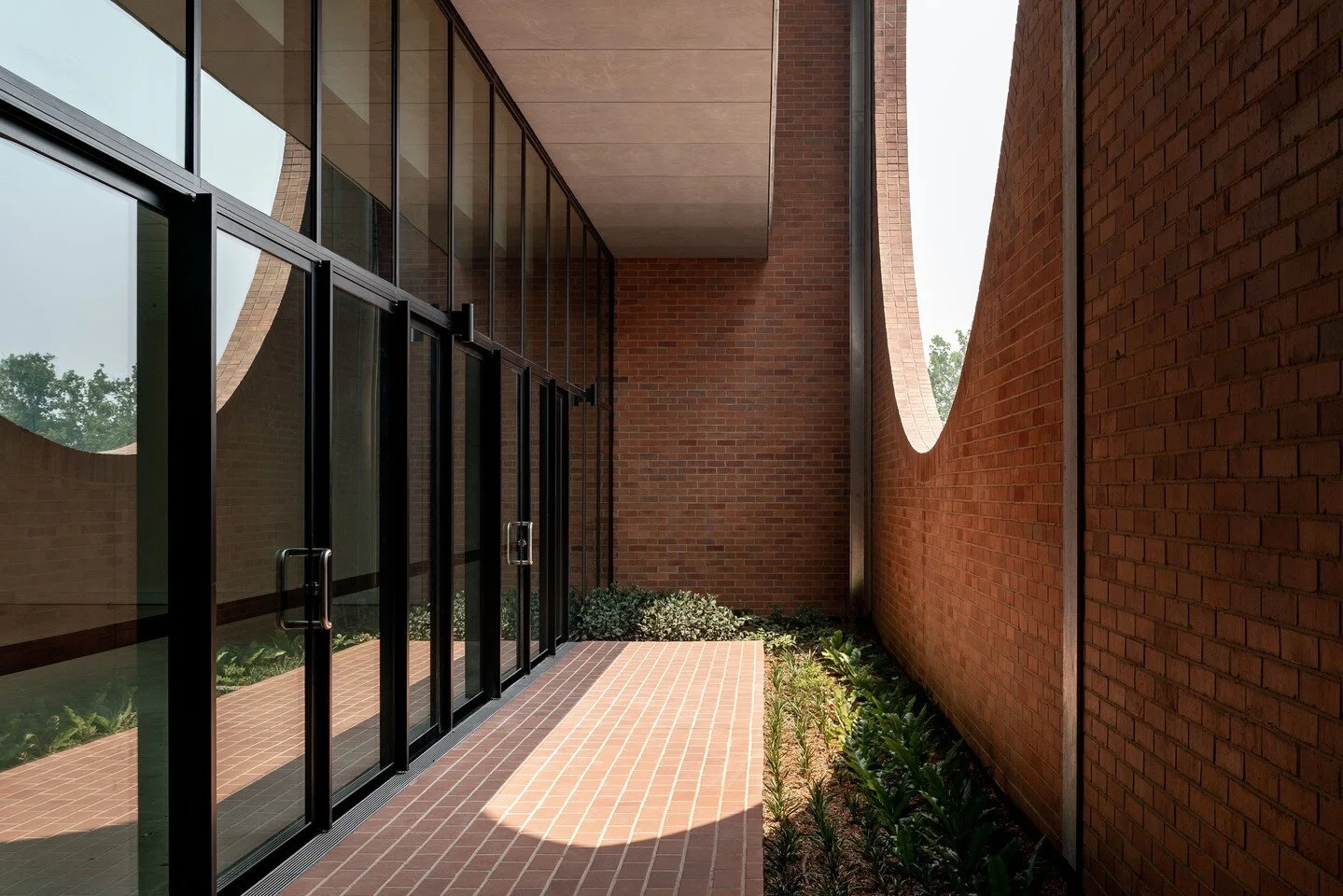 Projects - Phoenix Central Park (Krause Bricks in Phoenix Grey ...