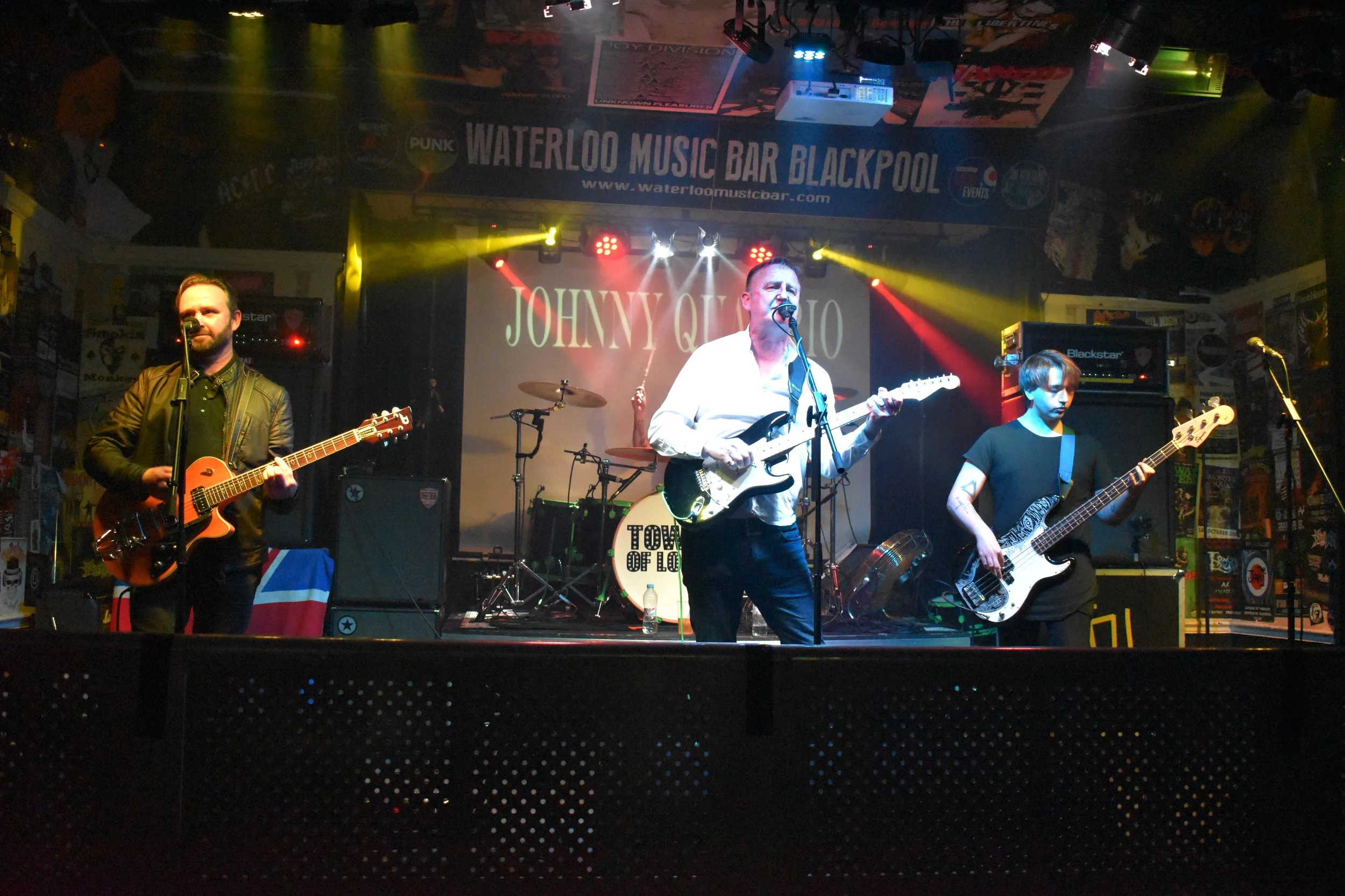 Live Review : Towers of London + Takeaway Thieves + Johnny Quadrio ...