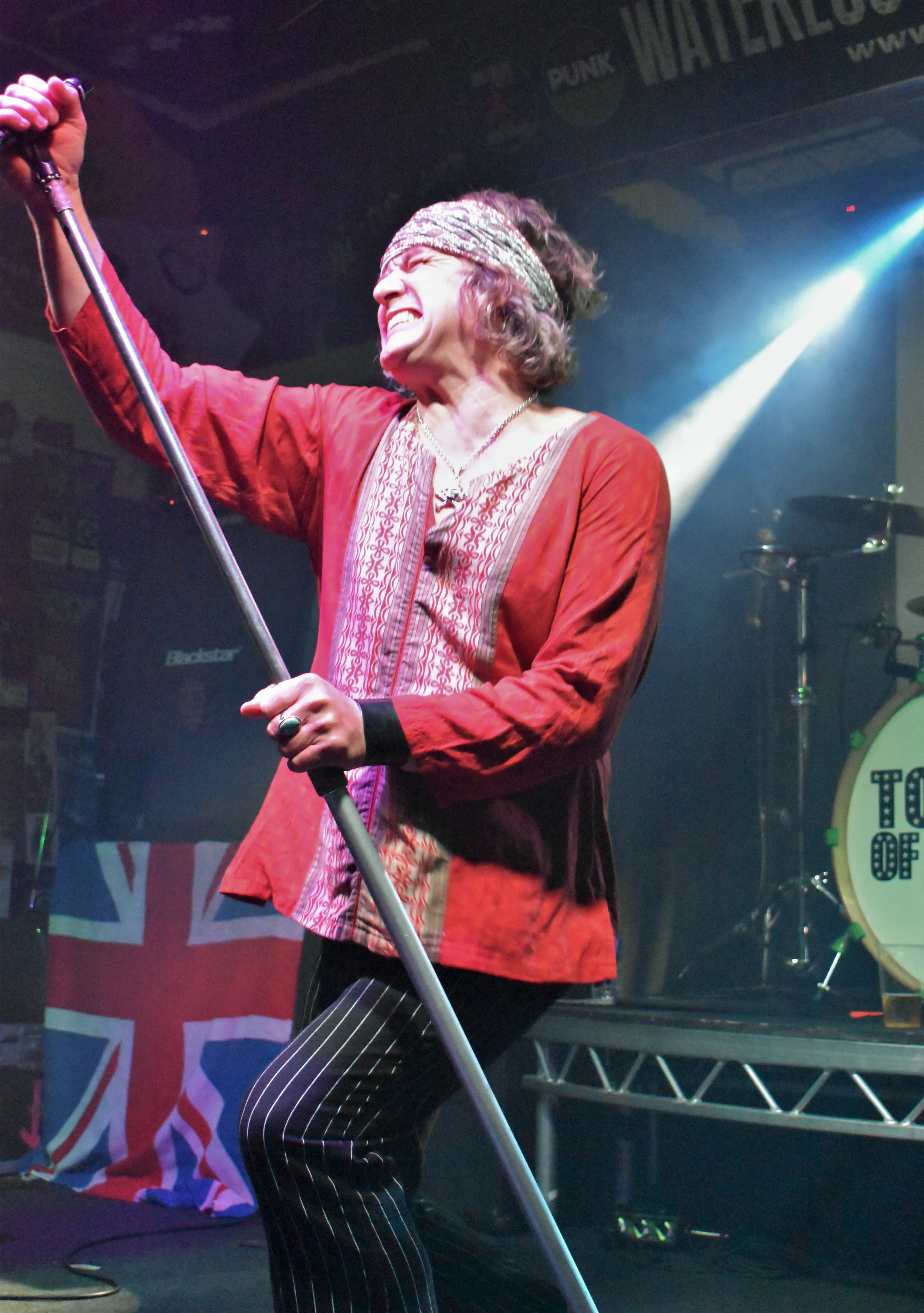 Live Review : Towers of London + Takeaway Thieves + Johnny Quadrio ...