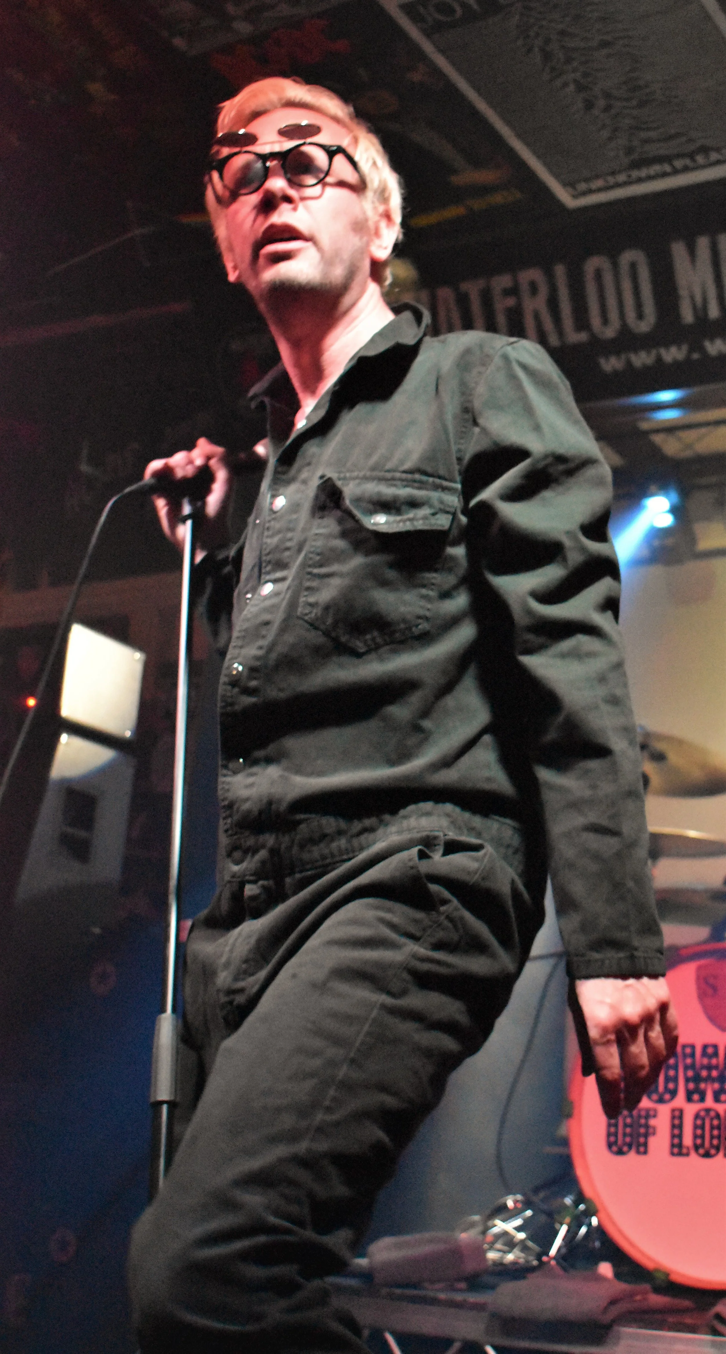 Live Review : Towers of London + Takeaway Thieves + Johnny Quadrio ...