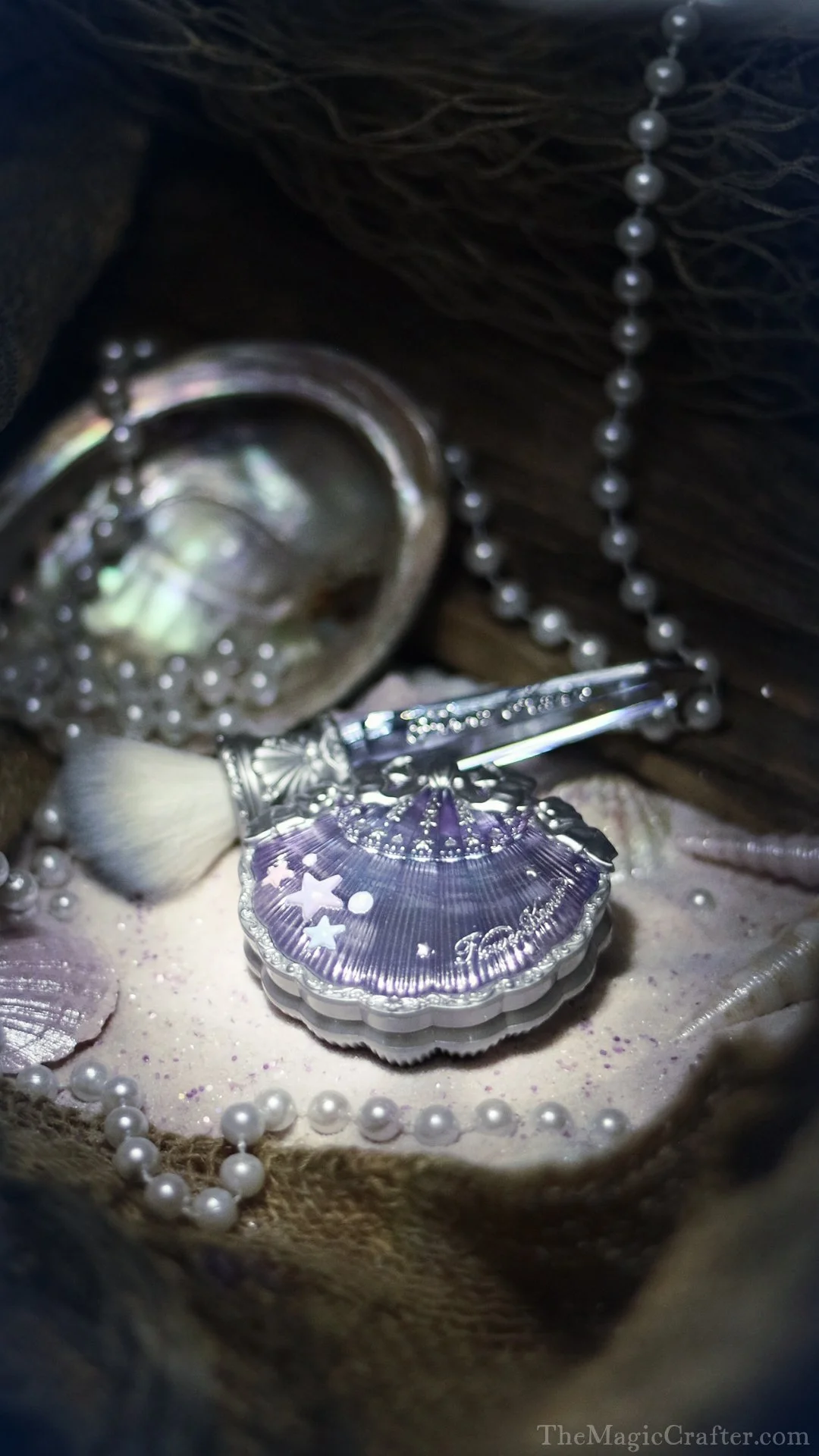 Mermaid Makeup: A look at the Flower Knows Shell's Jewel Collection ...