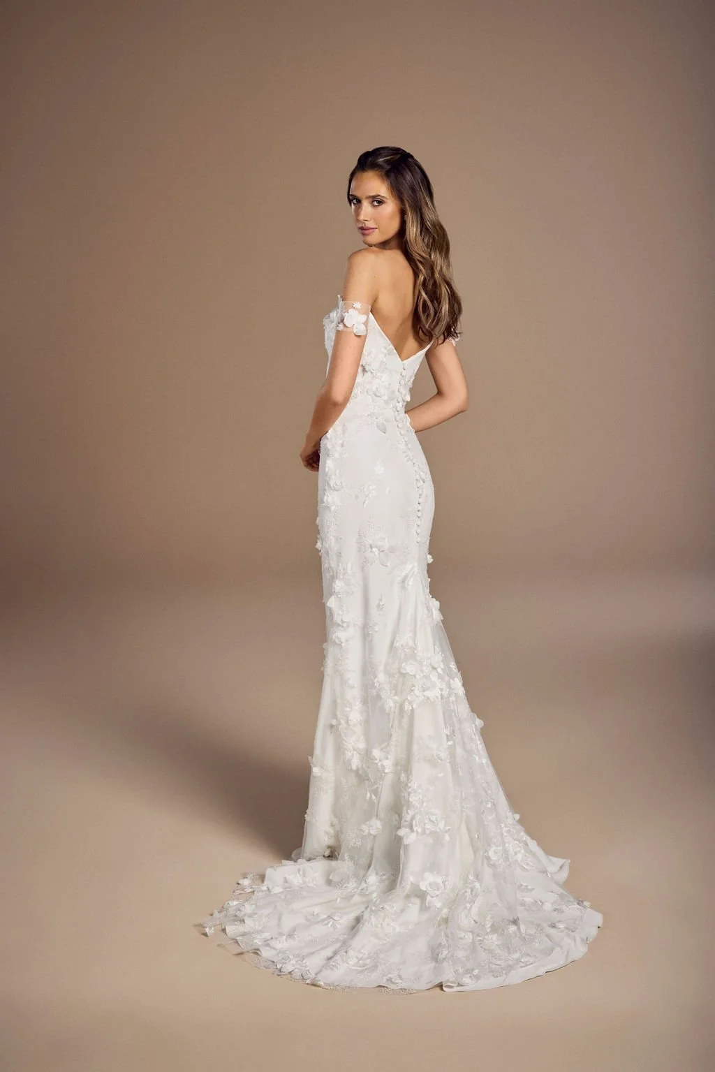 Frances Day Bridal. - Suzanne Neville