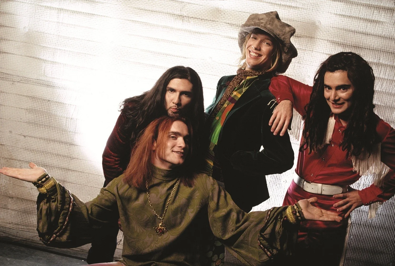 Roger Joseph Manning, Jr. Talks New Projects, Jellyfish, Working with ...