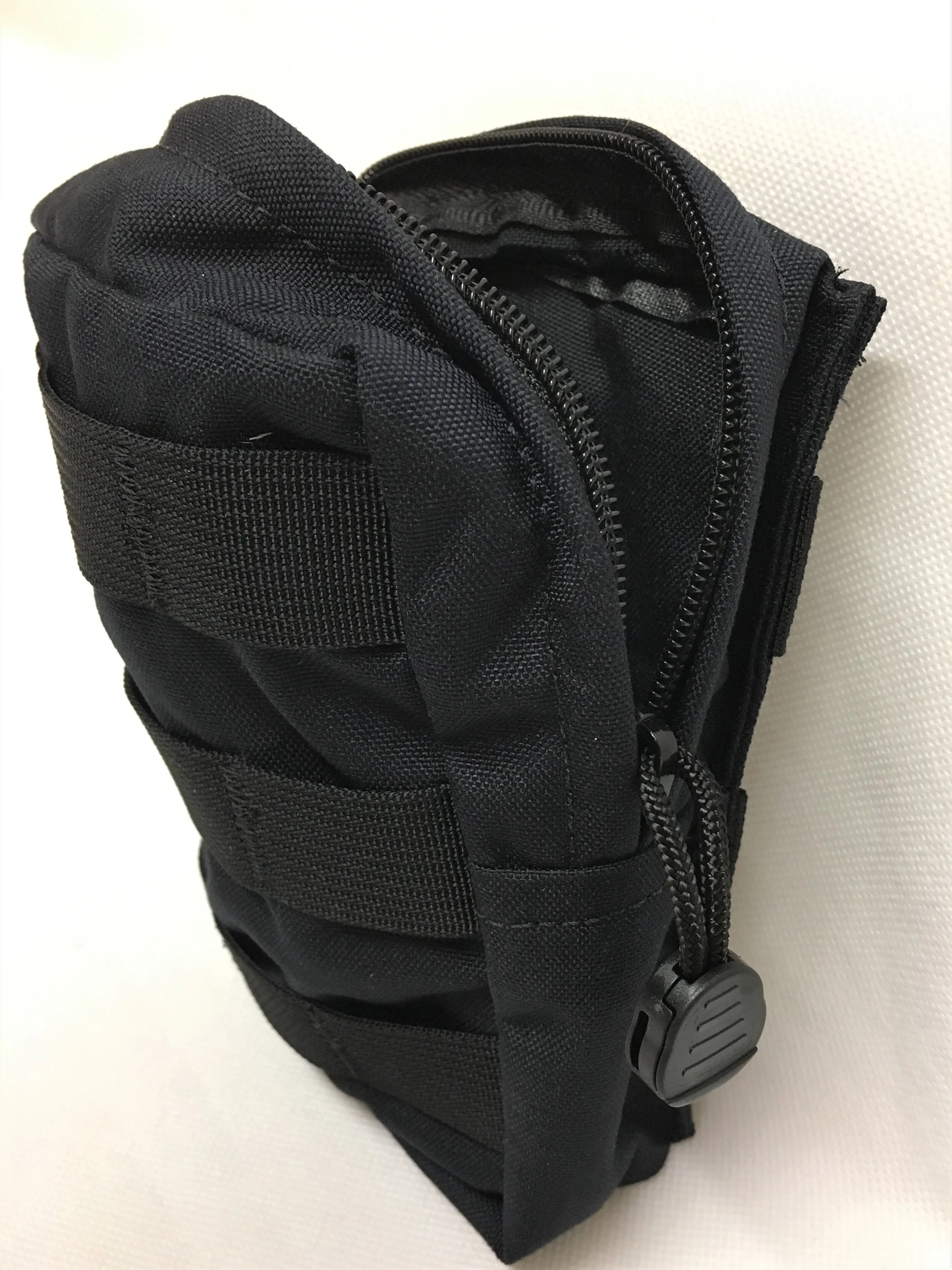 Safariland MOLLE TP19A-6248 - Black Vertical Utility Pouch, 4" X 6" — ATLAS Consulting Group ...