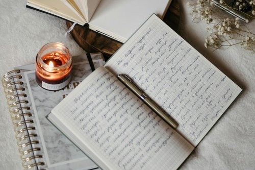Looking to bring your vision to life? Learn the power of writing down ...