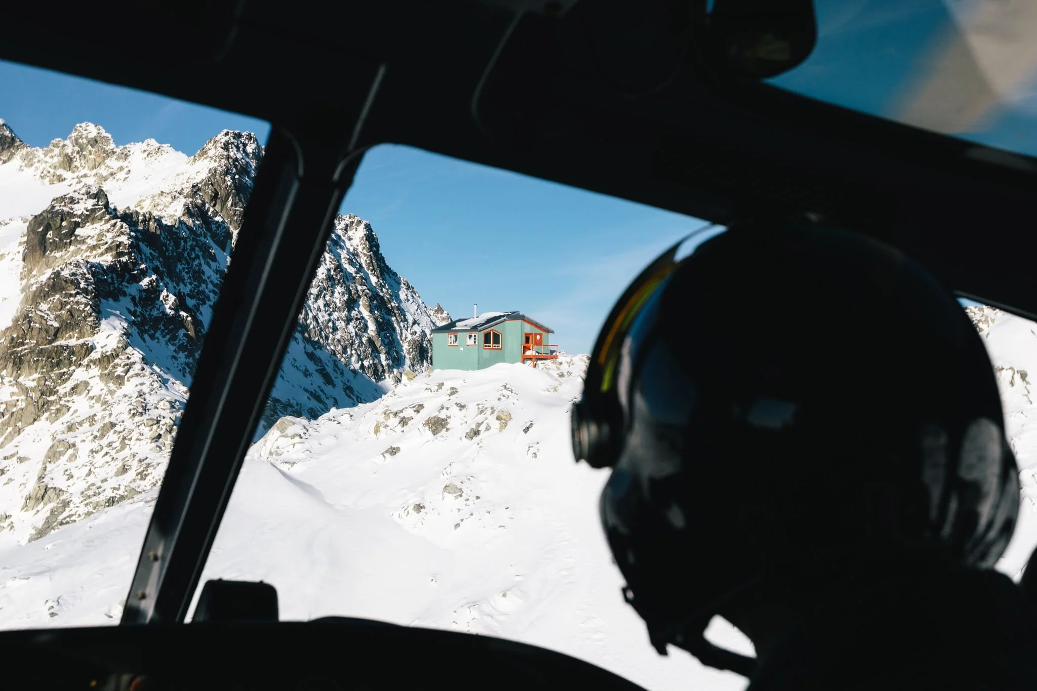 Tantalus + Jim Haberl Hut | BlackTusk Helicopter Tours — Black Tusk ...