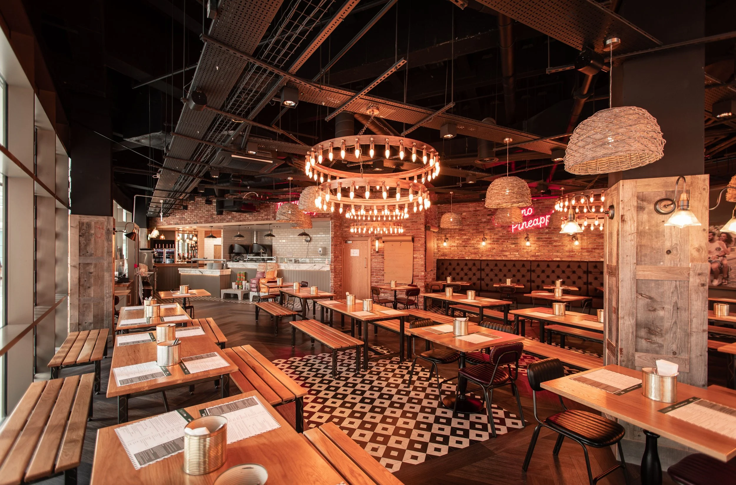 Salerno Pizza - Princes Restaurant Group, Glasgow & Edinburgh, Scotland