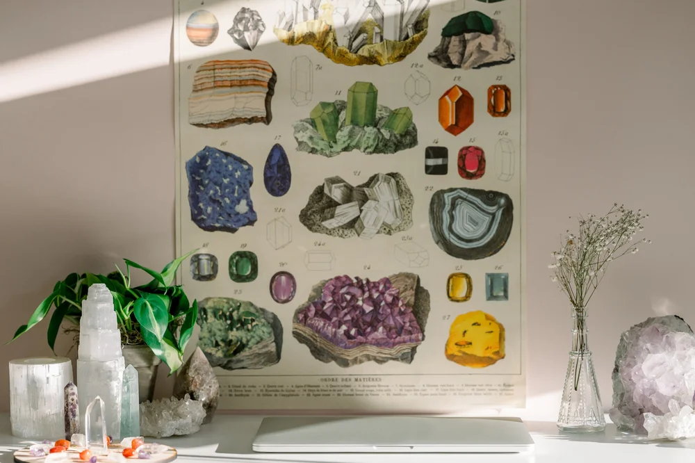 Crystal Basics for Beginner Witches: How to Choose and Work with Your ...