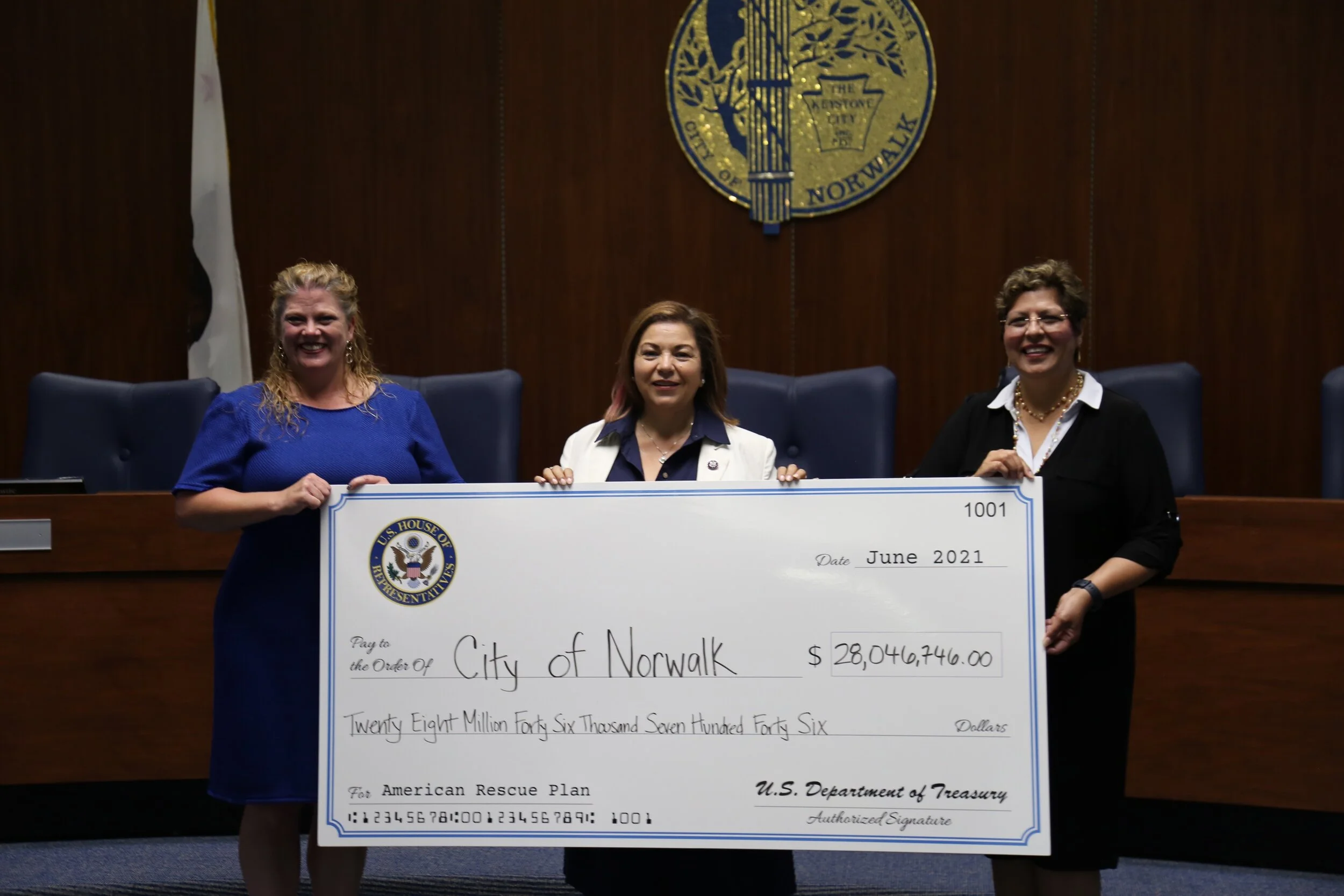 Sanchez delivers $28 million check to Norwalk — The Norwalk Patriot