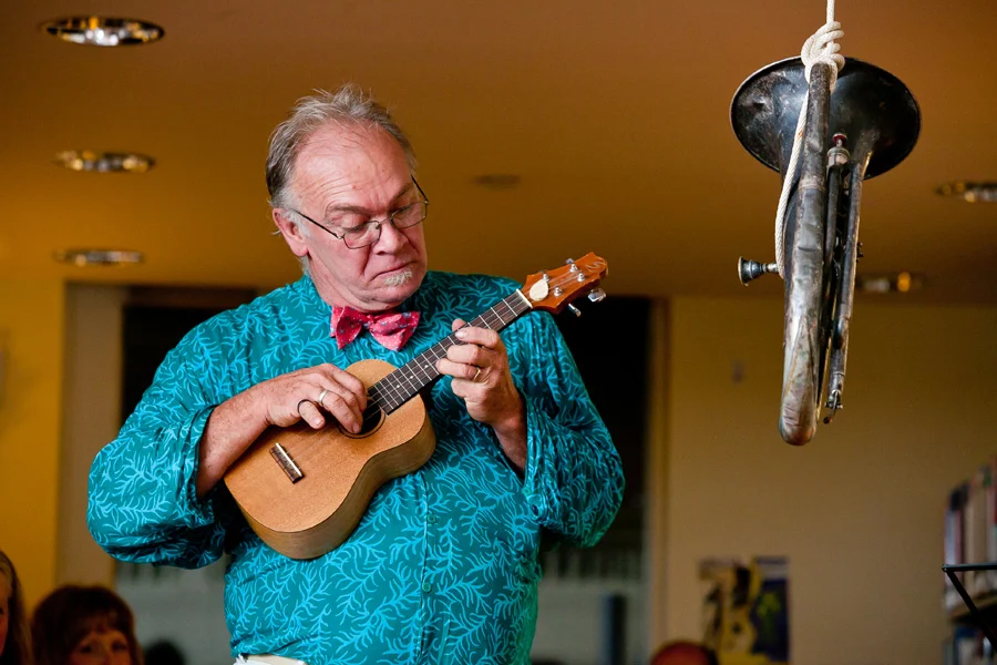 Performance Artist — Roger Reed