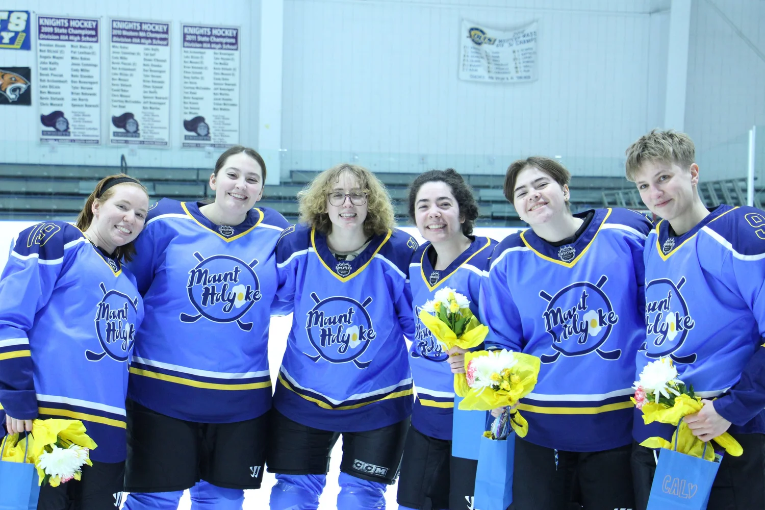 Club Corner: Ice Hockey celebrates seniors in game versus Smith College ...
