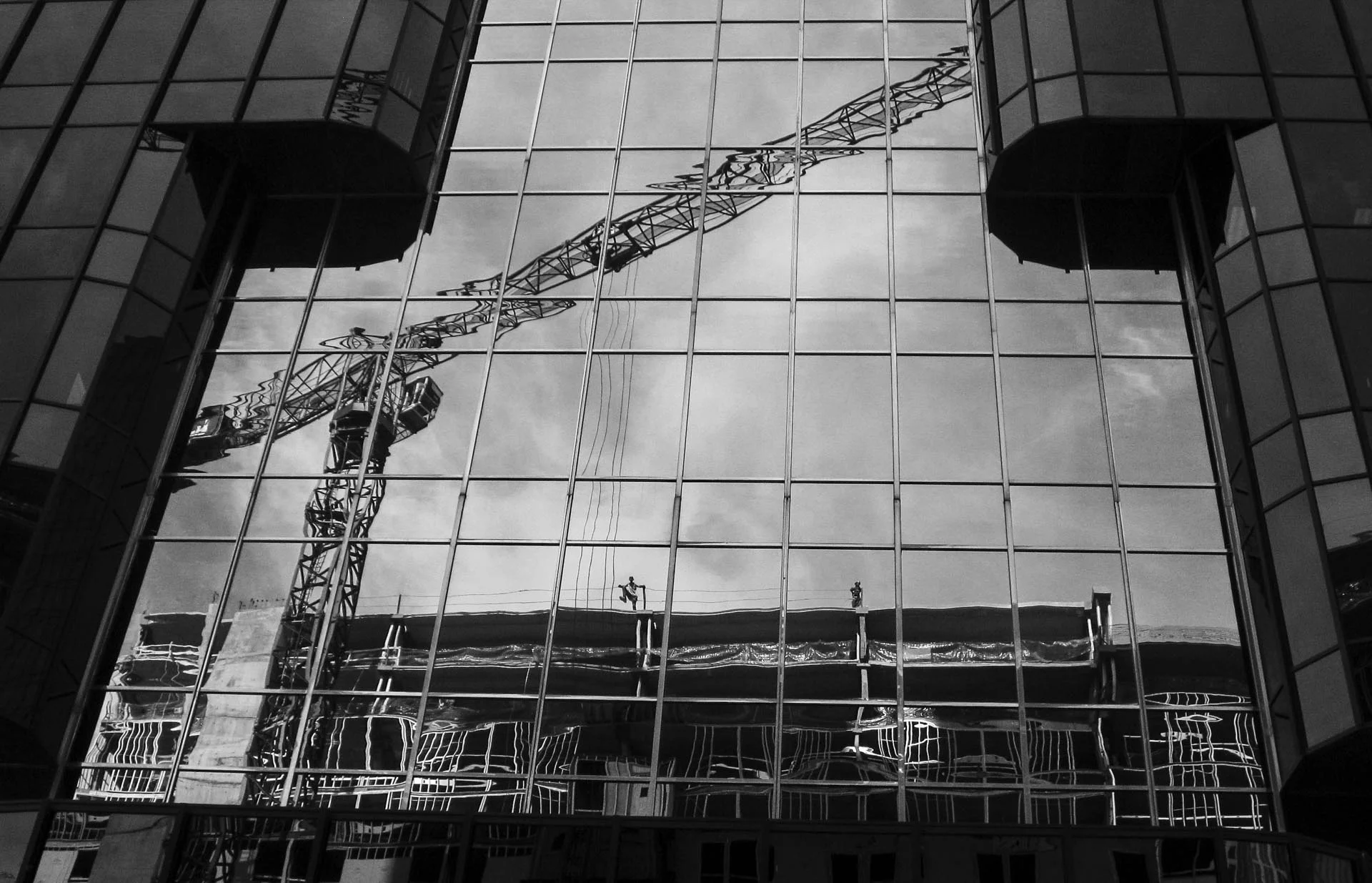 bau NV — Contracting - bouwprojecten - Design - Build