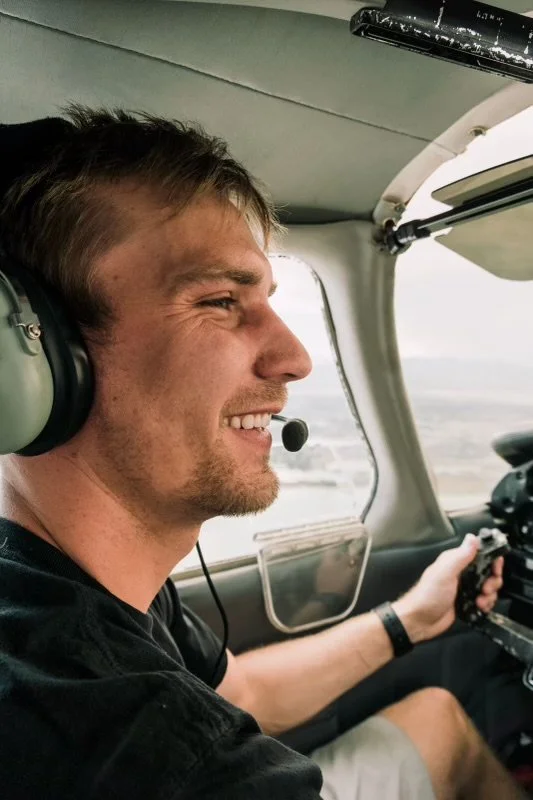 Pilots — Mauna Hele