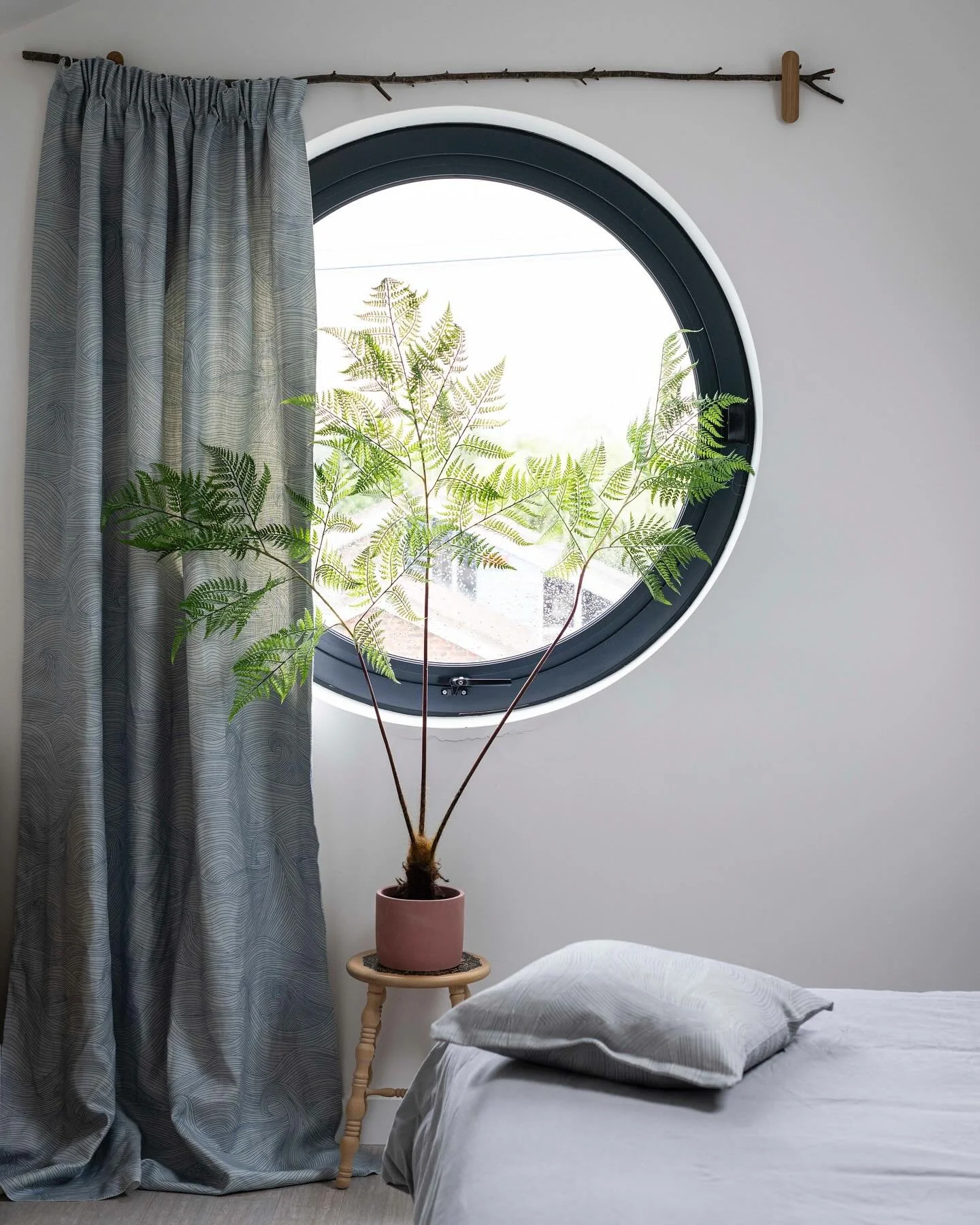 Abigail Edwards | Hand drawn wallpapers, fabrics and accessories