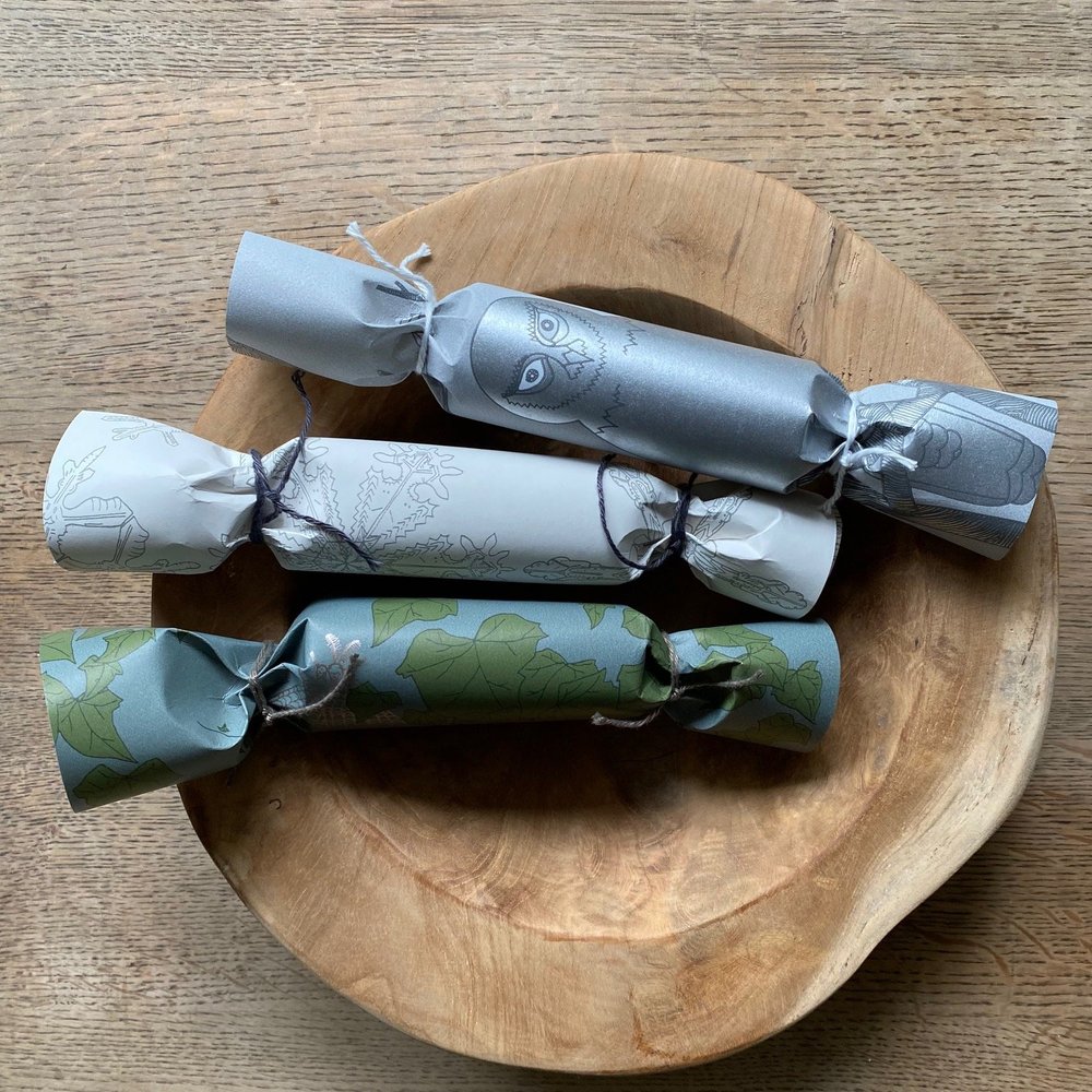 Christmas Crafting- How to make Crackers — Abigail Edwards | Hand drawn ...