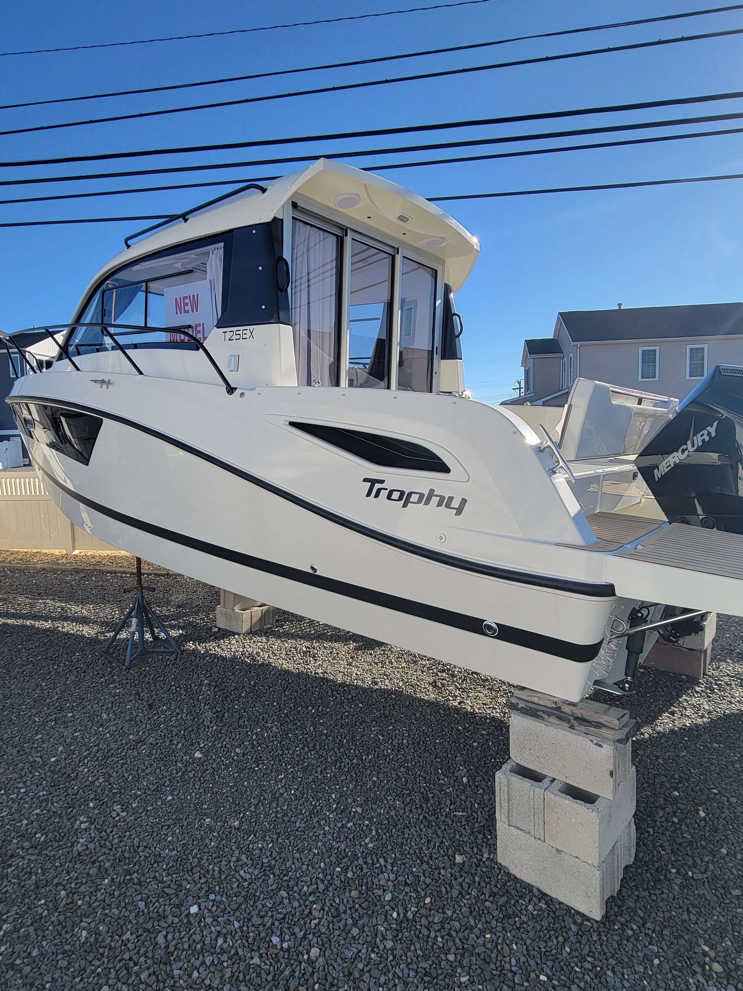 2025 T25 Explorer 4 Stroke (300 HP) — Harbour Yacht Club & Marina
