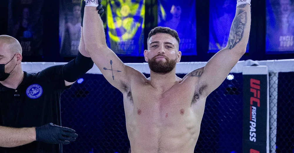 Luke Fernandez anxious to log cage time en route to pro debut, but also ...