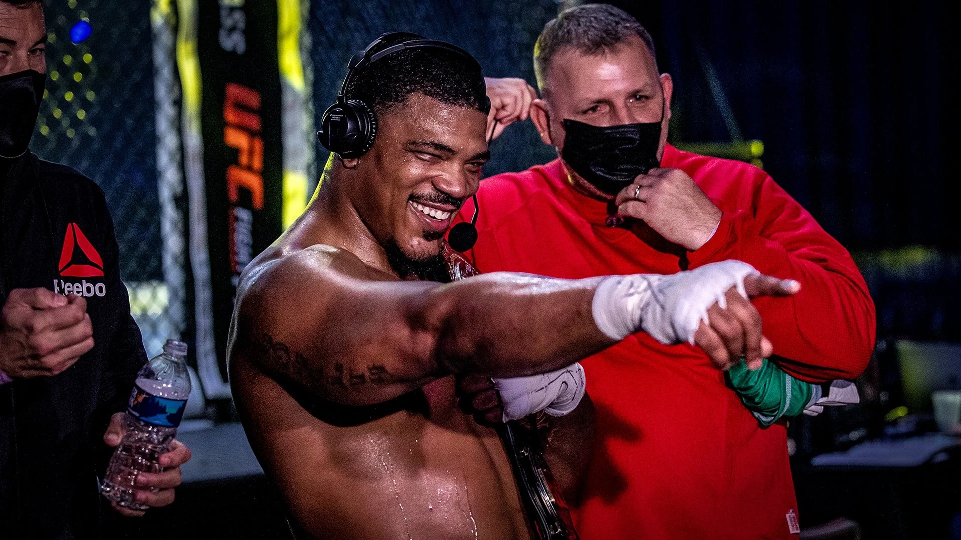 Jamelle Jones promising fireworks in return to light heavyweight ...