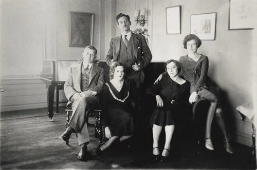 About the Artist — Adolph & Esther Gottlieb Foundation